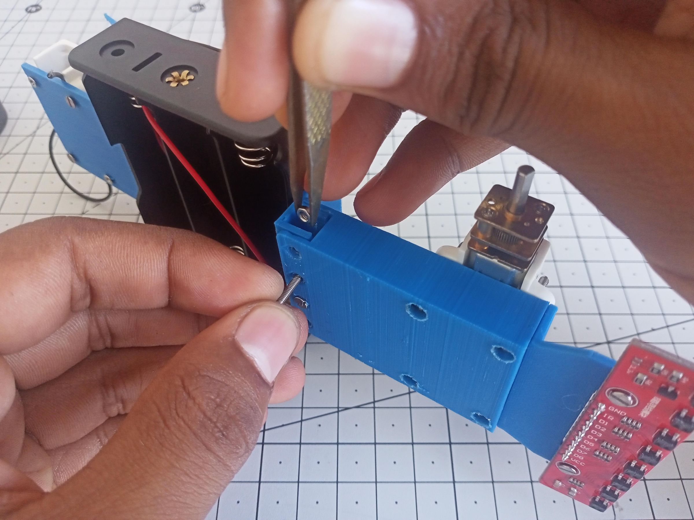 4 Wheel Drive Line Follower Robot : 37 Steps (with Pictures ...