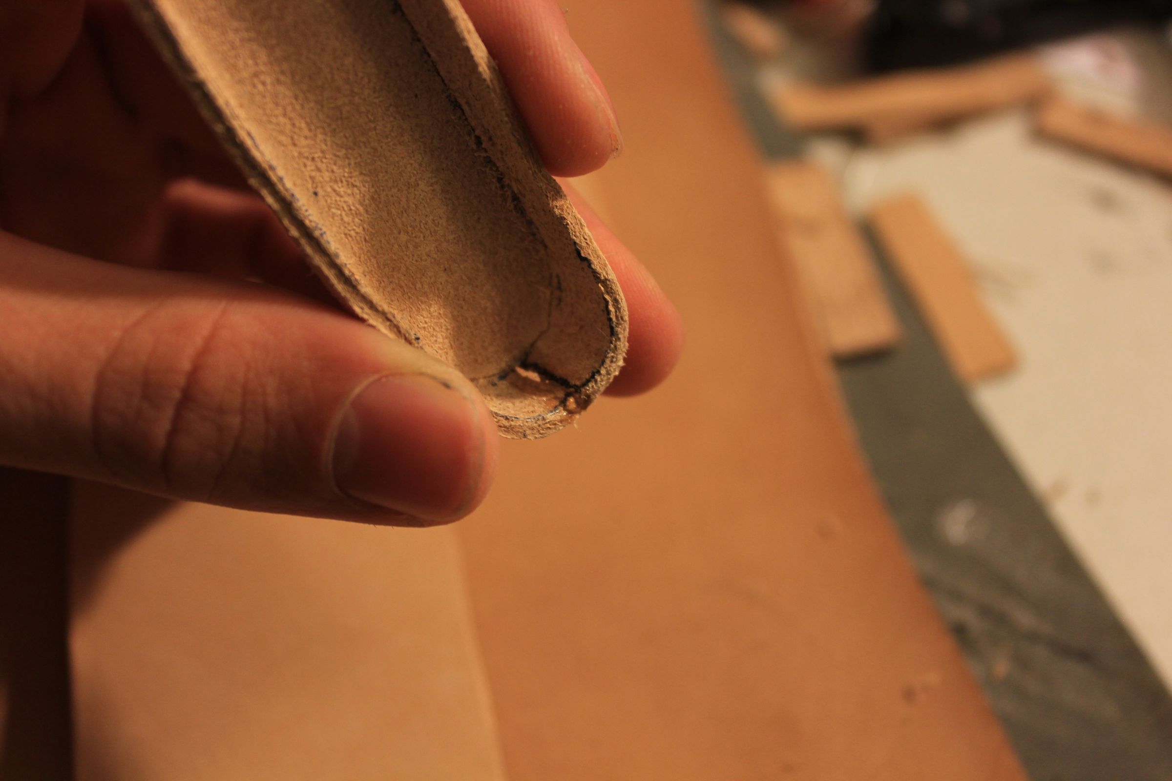 Leather Pouch Tutorial & Intro to Basic Leather Working : 11 Steps ...
