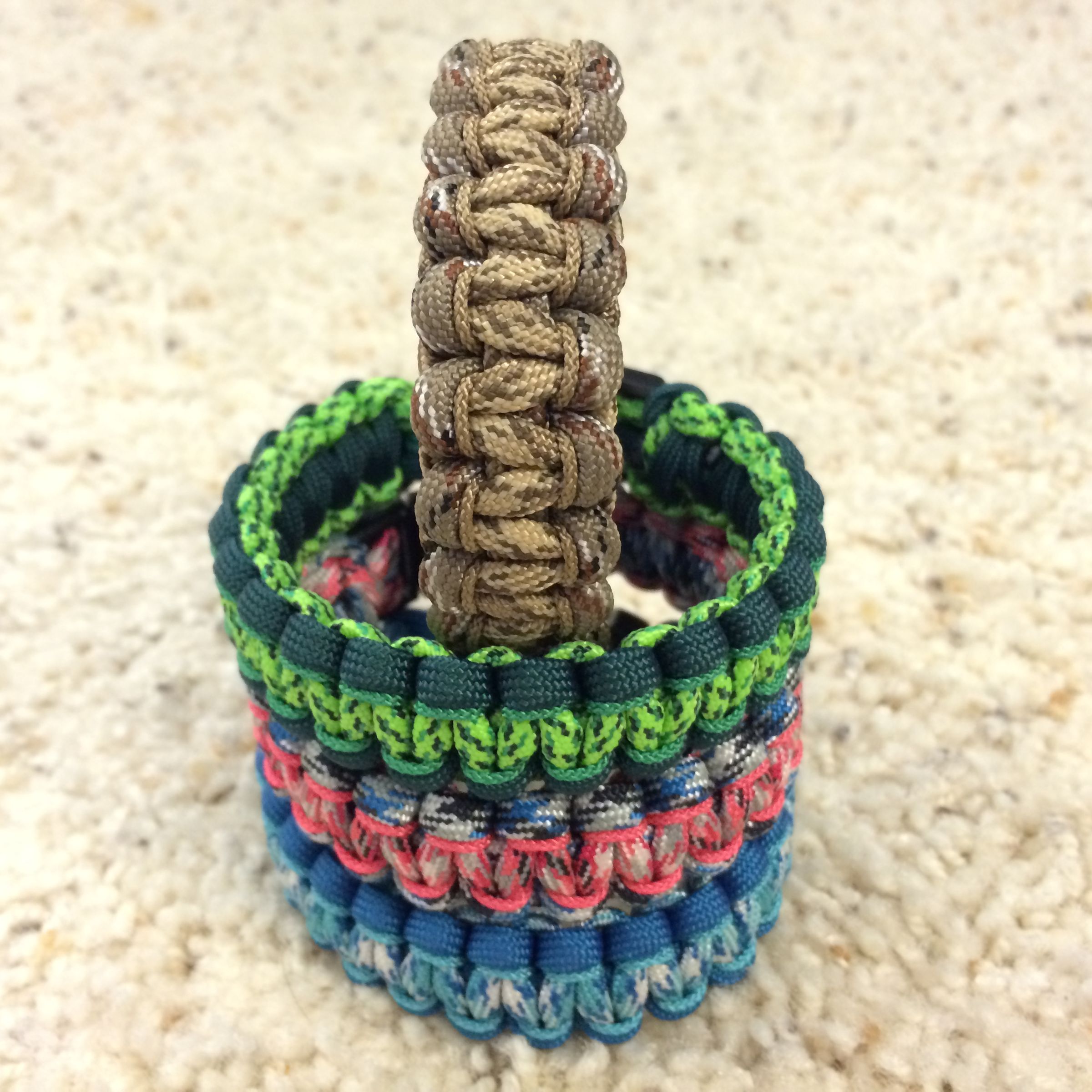 Paracord Bracelet Instructions : 6 Steps - Instructables