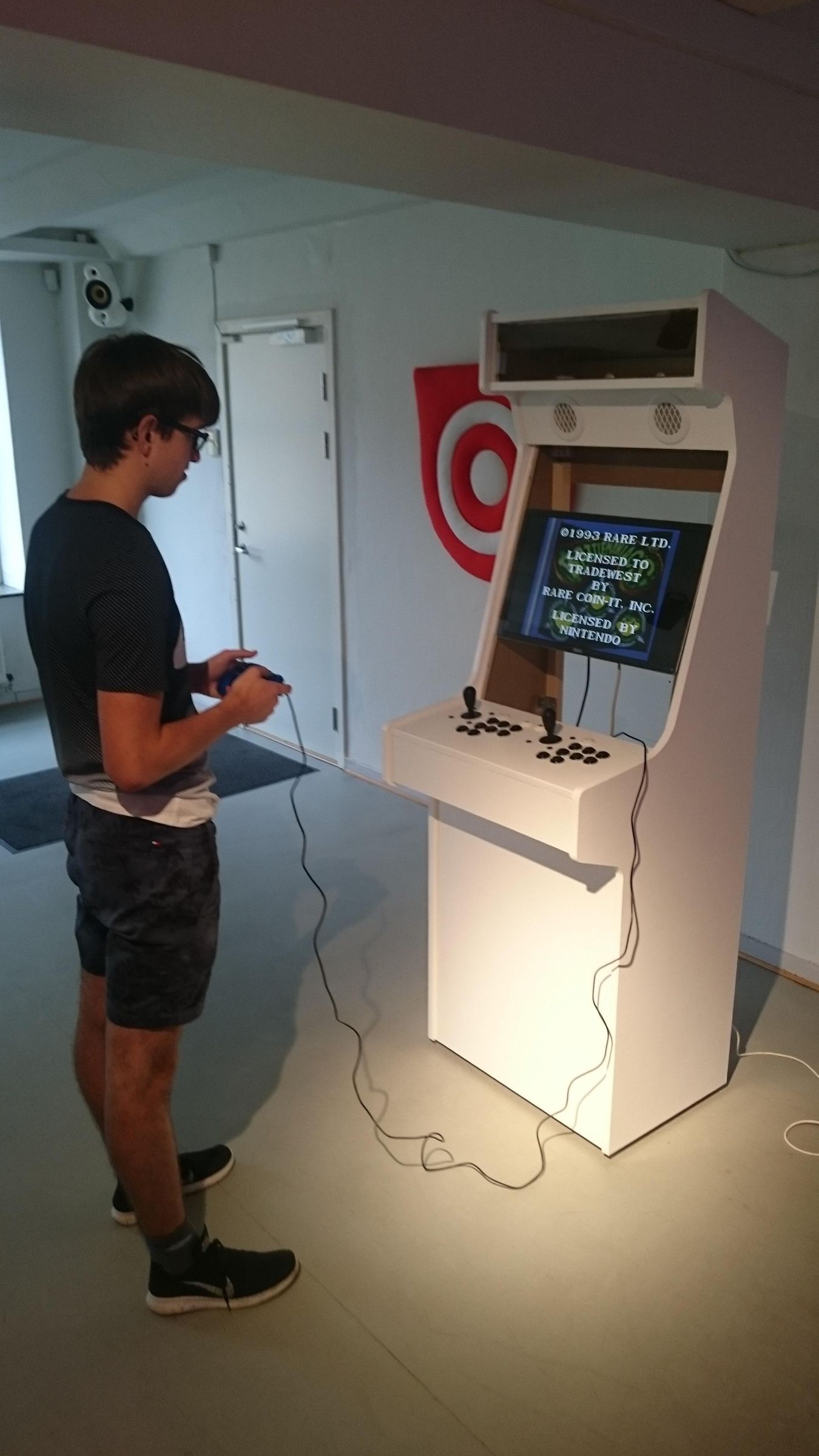 Office Arcade Machine : 9 Steps (with Pictures) - Instructables