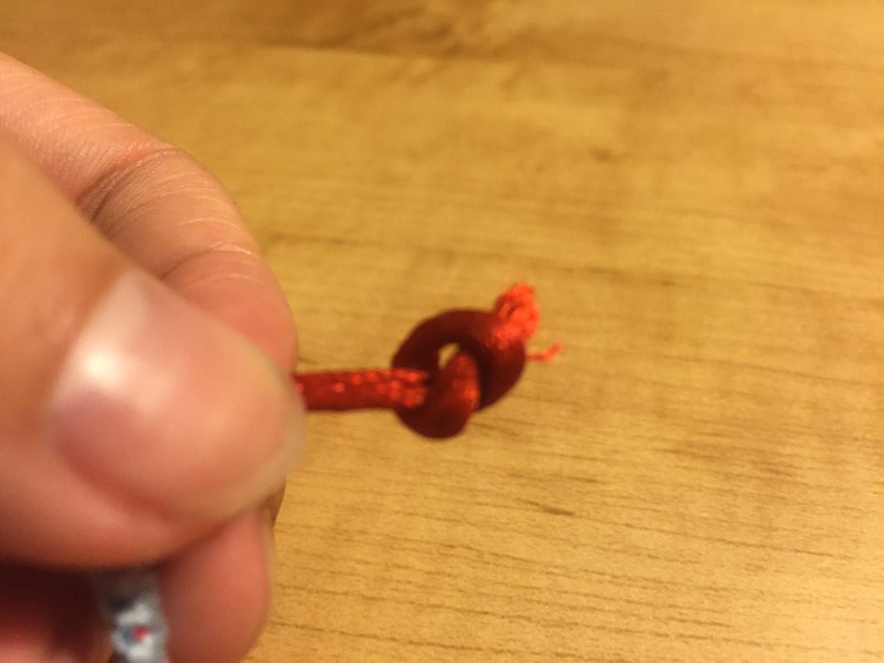 How to Make a Fancy String Bracelet in Details : 8 Steps (with Pictures ...