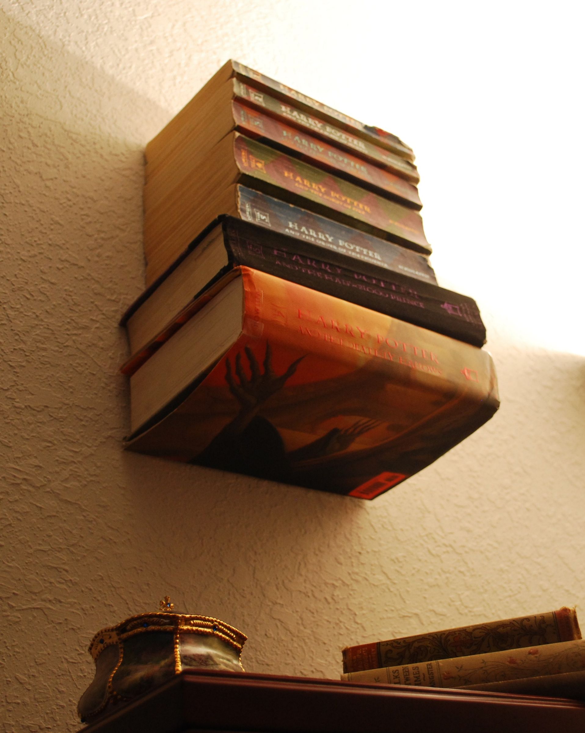 How to Make an Invisible Bookshelf (Without Ruining a Book!) : 9 Steps ...