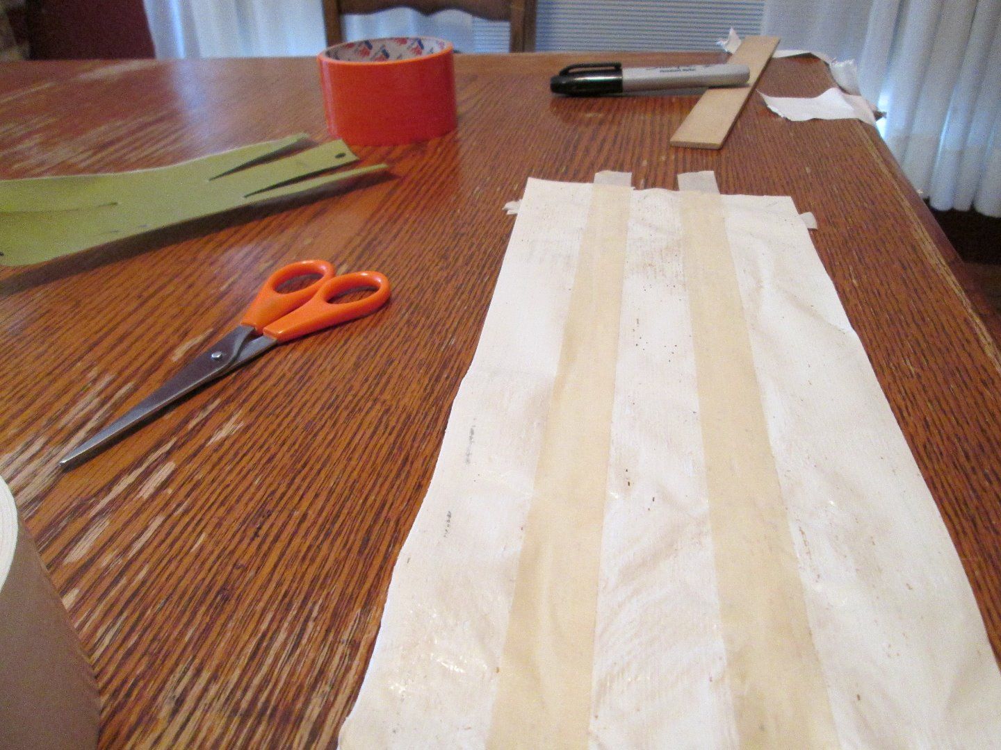 How to Make Duct Tape Trebuchet Pouch! - Instructables