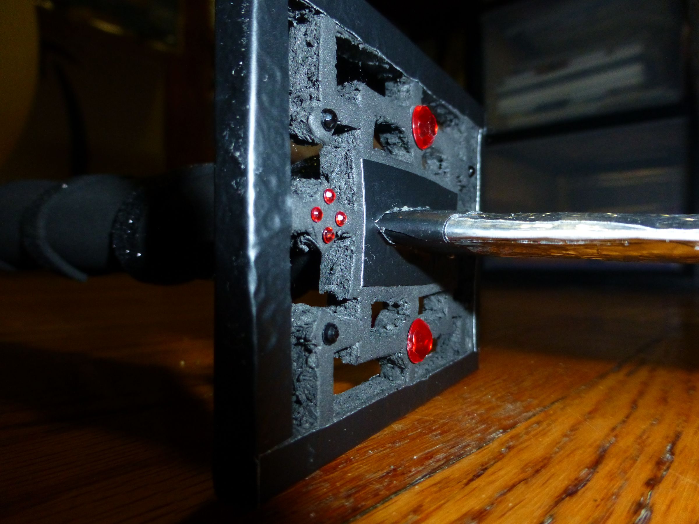 DIY Foam Weaponry : 9 Steps - Instructables