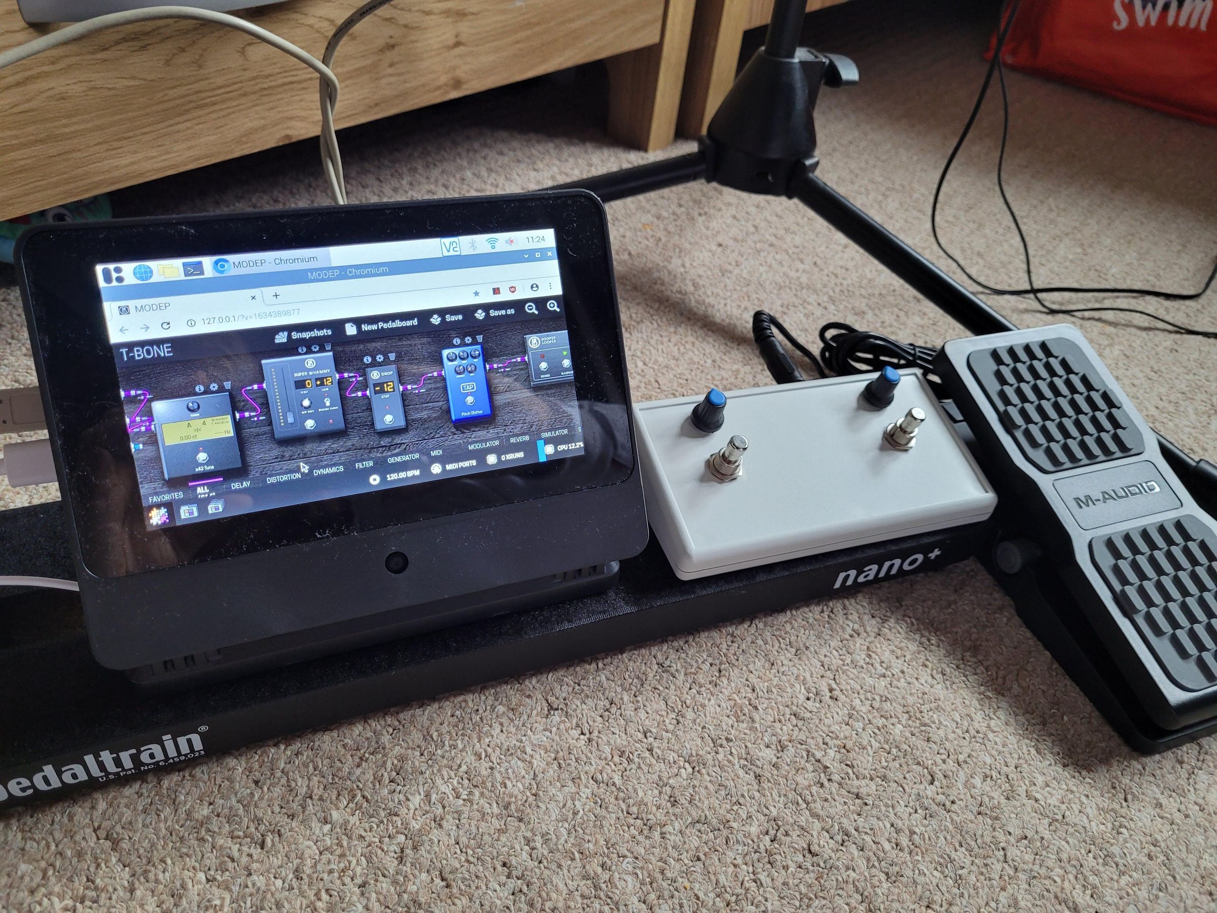 Tiny Audio Effects Rig! : 6 Steps (with Pictures) - Instructables