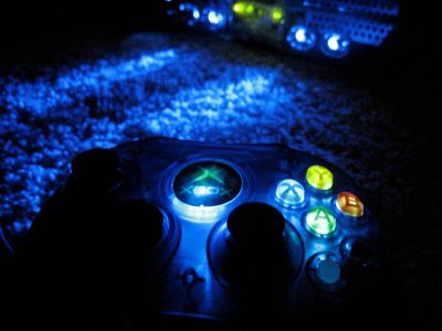 Light Up a Xbox Controller With LEDs : 9 Steps (with Pictures ...