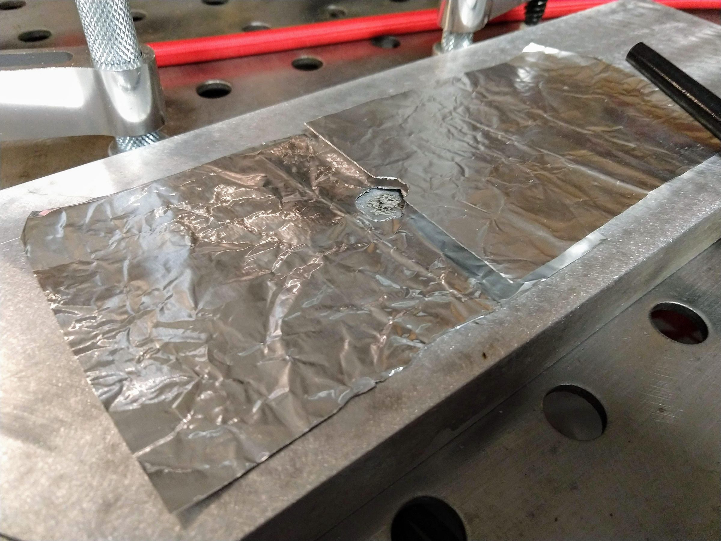 How to Weld Tin Foil : 4 Steps (with Pictures) - Instructables