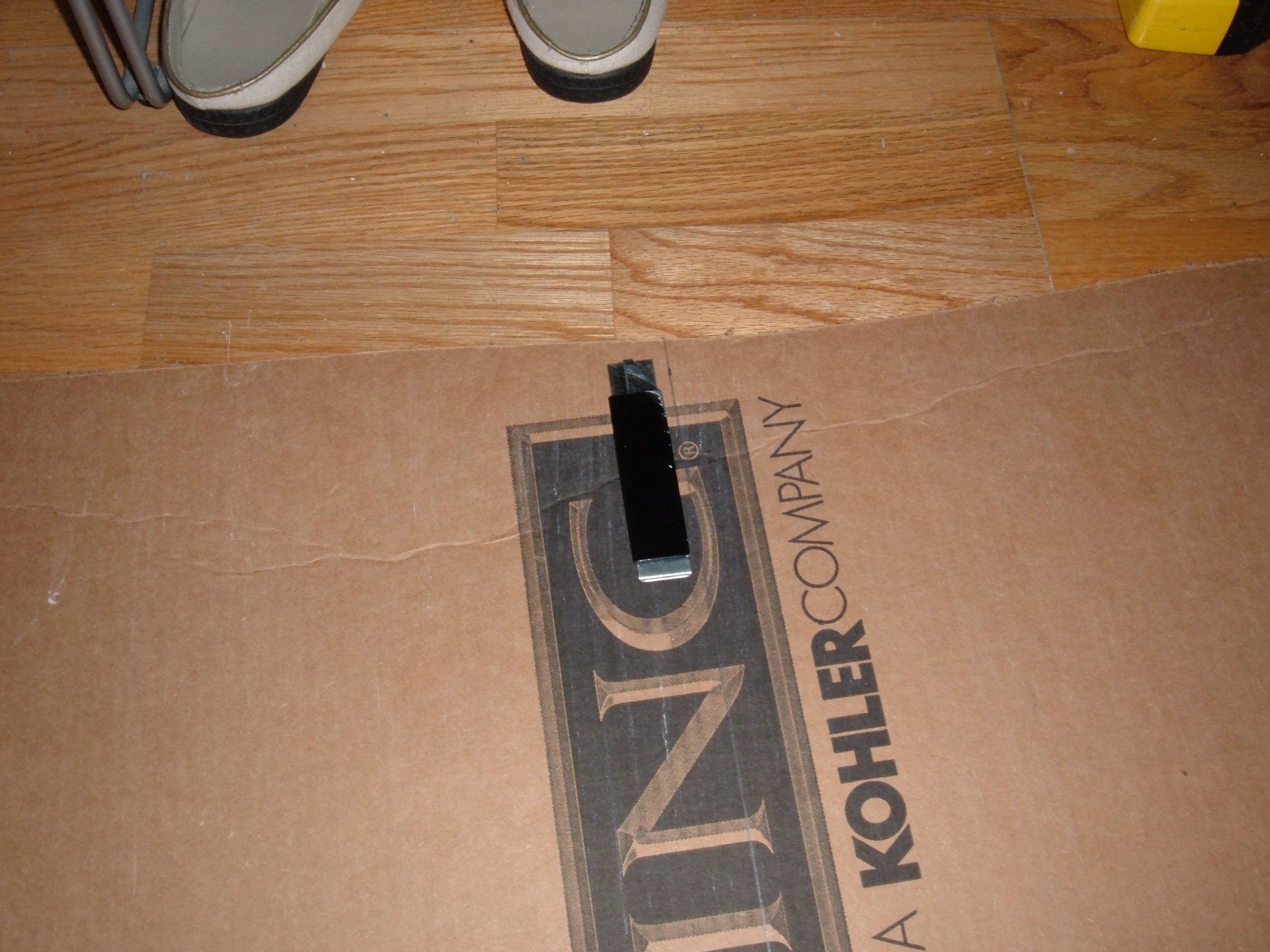 Homemade Cardboard Magazine Box : 8 Steps - Instructables