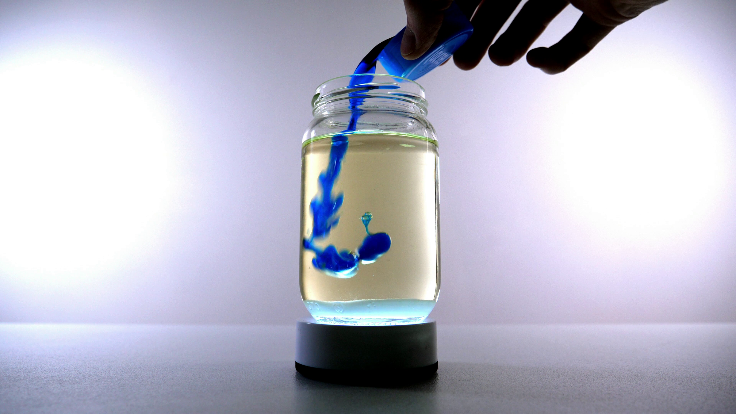 How to Make a Lava Lamp : 6 Steps (with Pictures) - Instructables