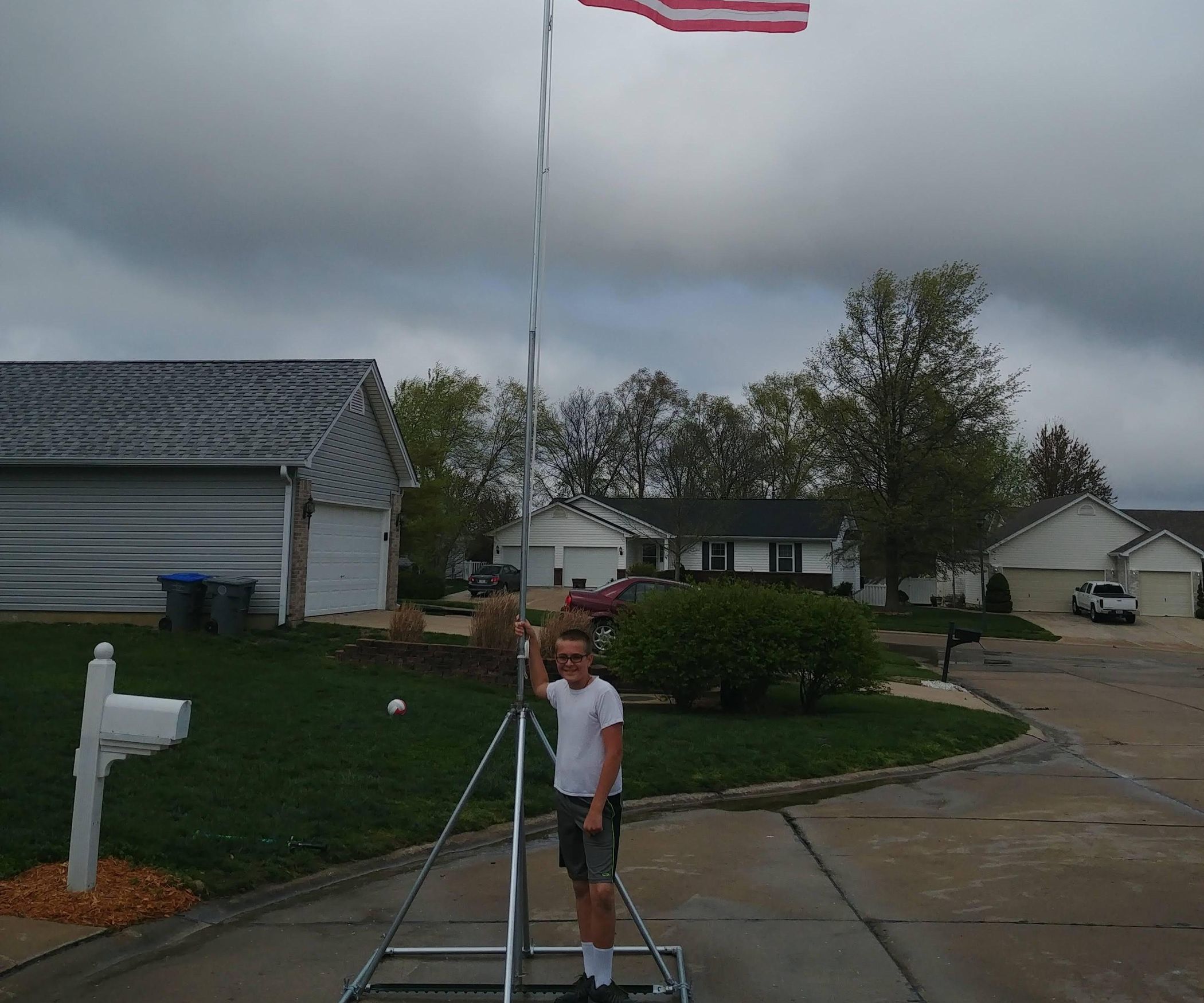 Free Floating Flag Pole : 8 Steps - Instructables