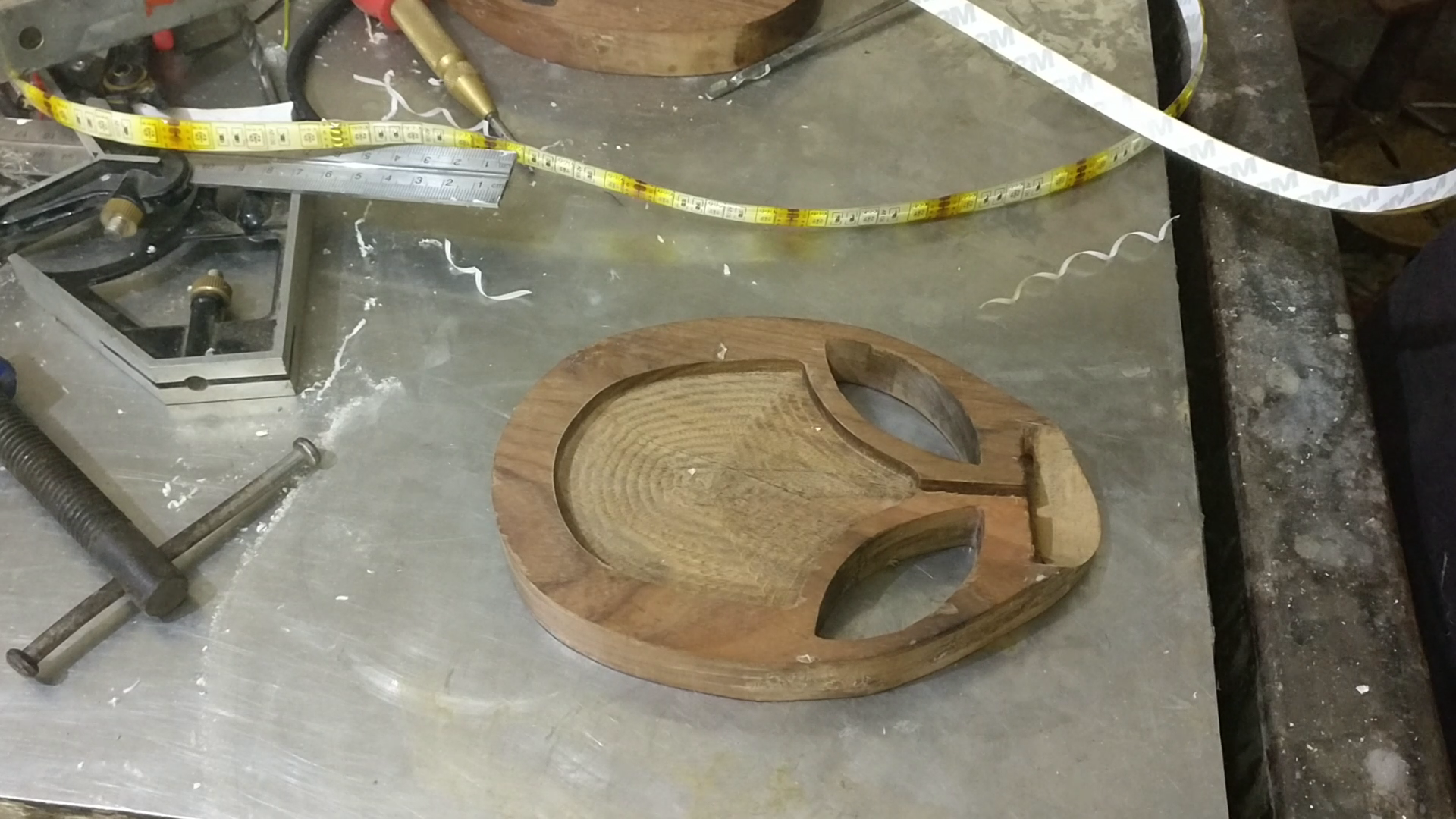 RGB Alienware Headphone Stand : 13 Steps (with Pictures) - Instructables