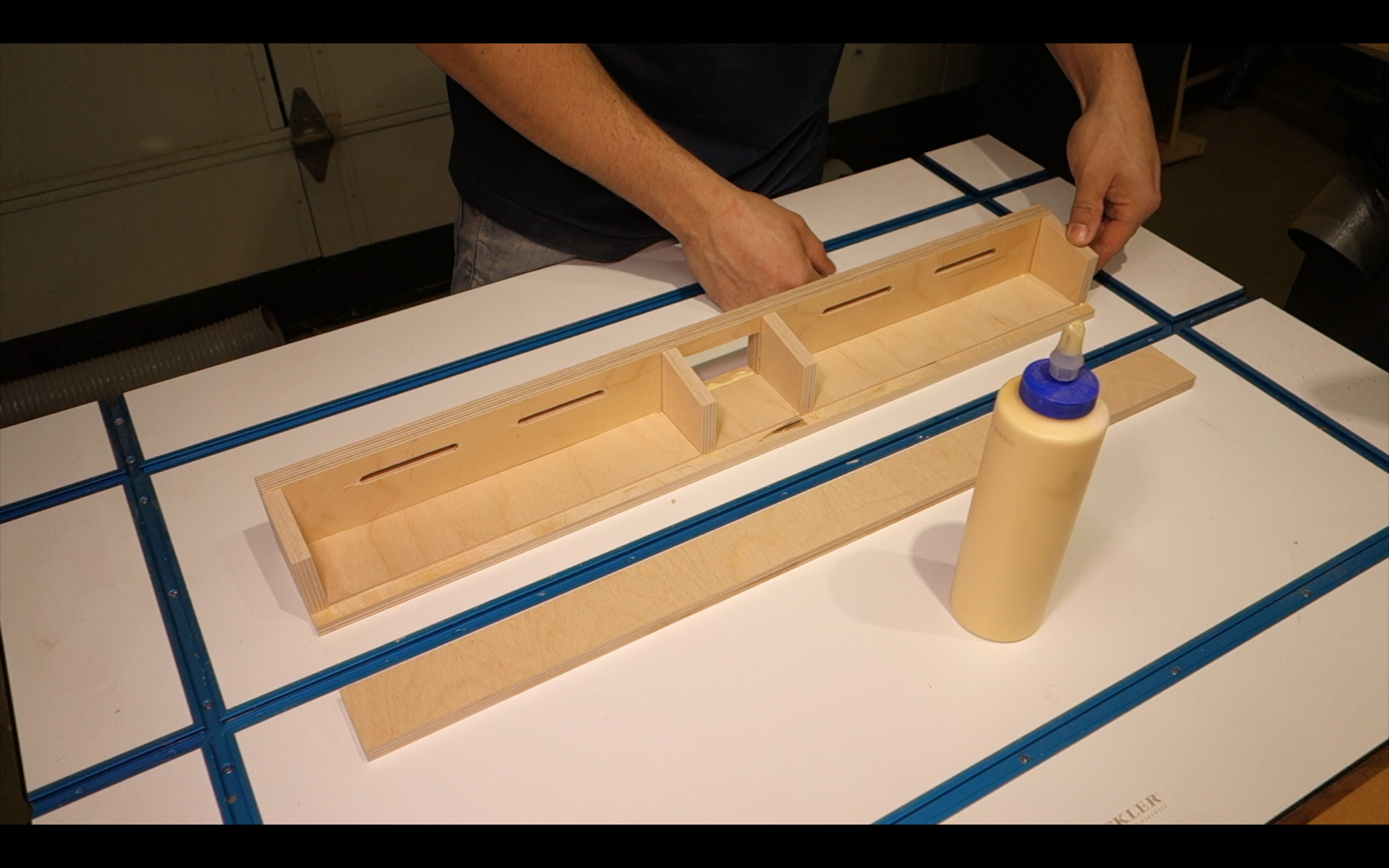 Make It - Adjustable Router Fence : 7 Steps (with Pictures) - Instructables