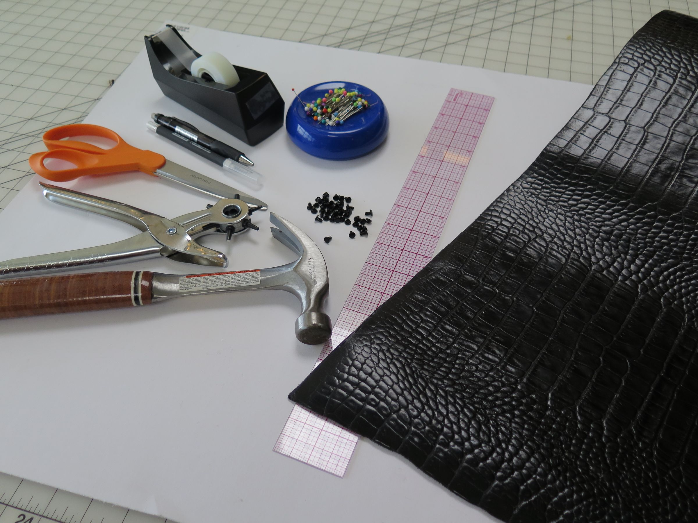 Leather Cyber Goth Shoulder Armor : 9 Steps (with Pictures) - Instructables