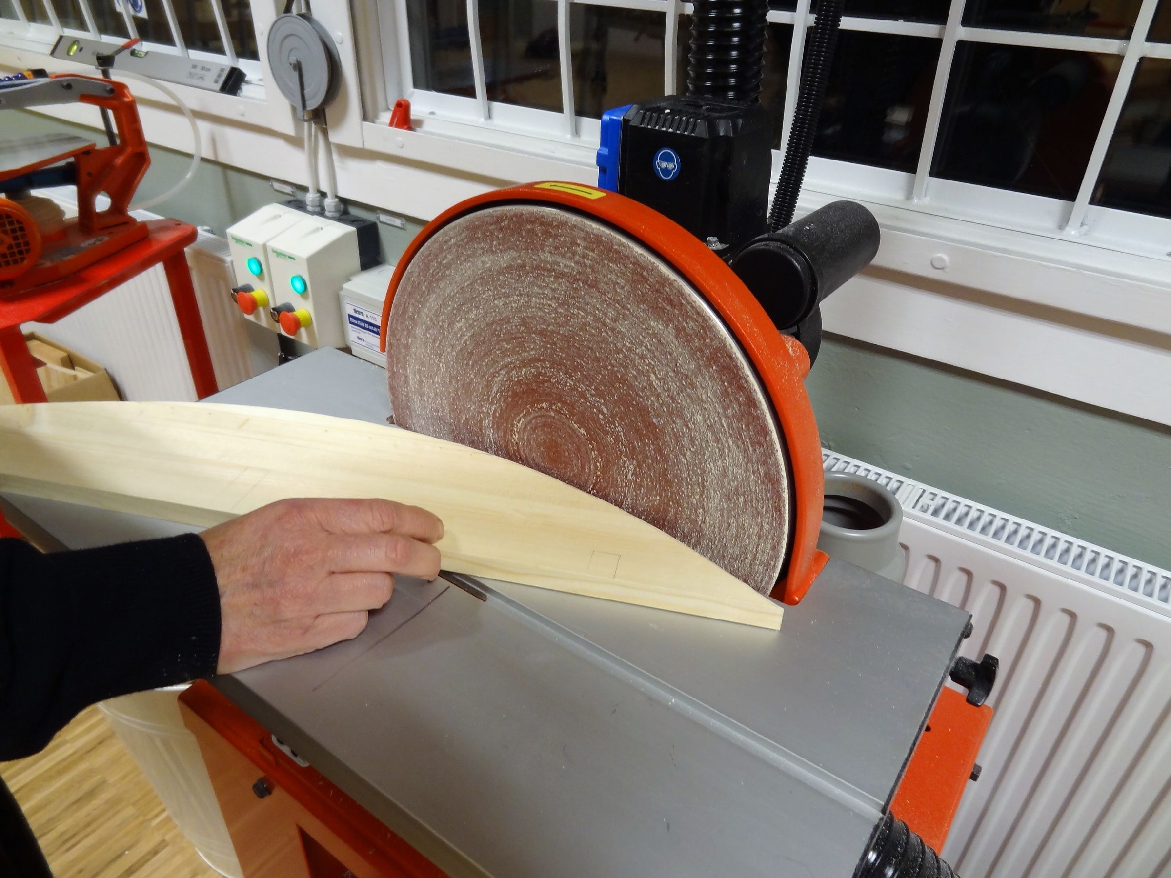 Make a Massironi Shelf : 13 Steps (with Pictures) - Instructables