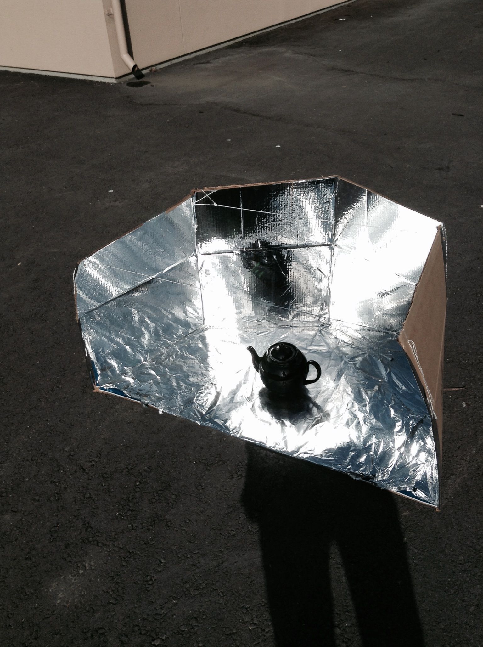 how to make a solar cooker from a satellite dish DIY Project to ...