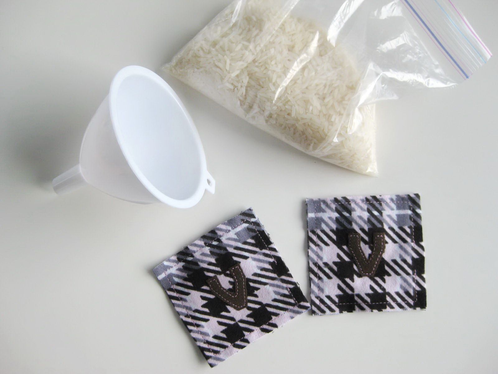 DIY Personalized Hand Warmers : 6 Steps (with Pictures) - Instructables