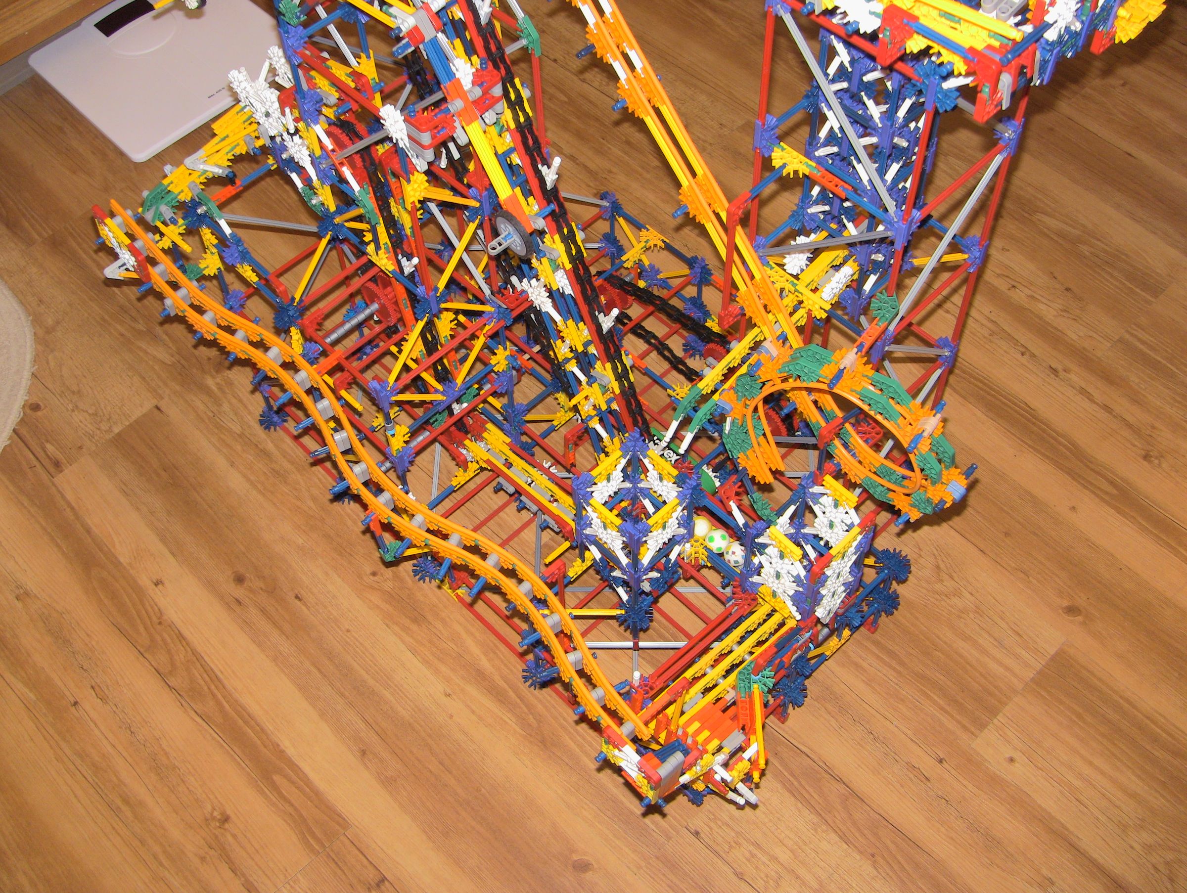 Knex Bouncy Ball Factory - Instructables