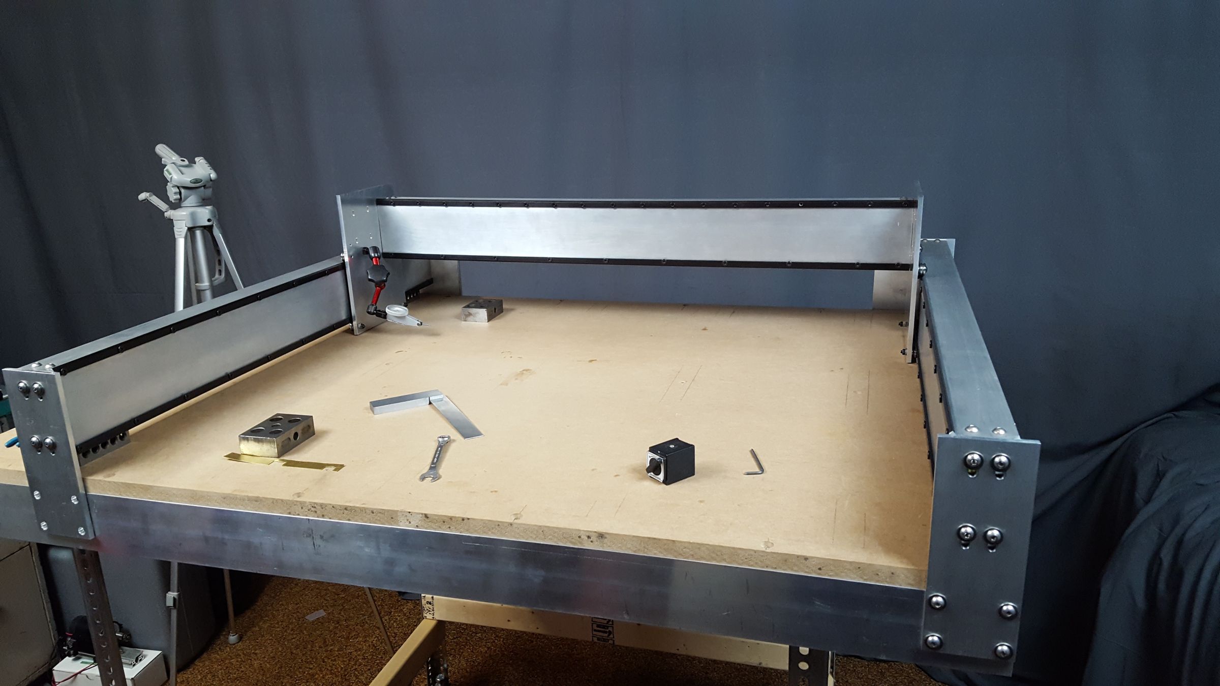 Building a CNC Router From Scratch : 9 Steps - Instructables