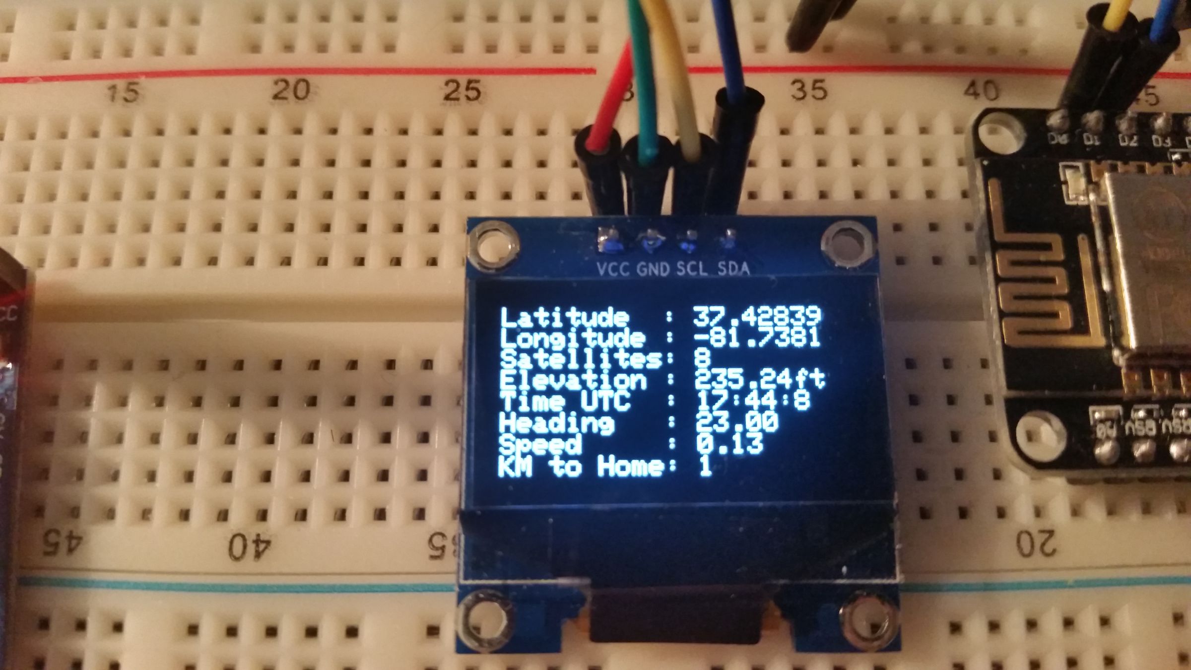 NodeMCU ESP8266 12e With GPS & OLED Display : 3 Steps - Instructables
