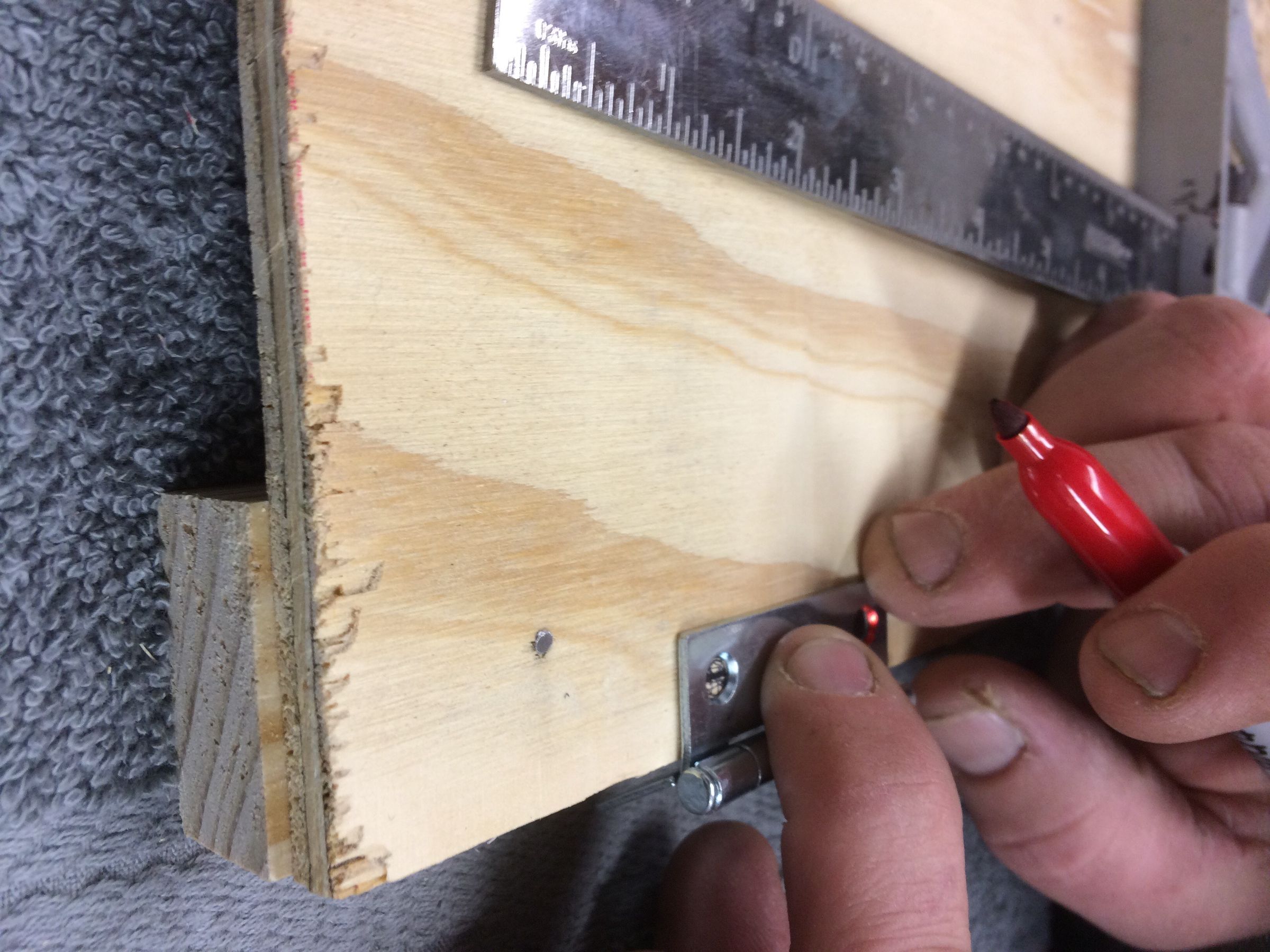 Tabletop Art Easel : 9 Steps (with Pictures) - Instructables