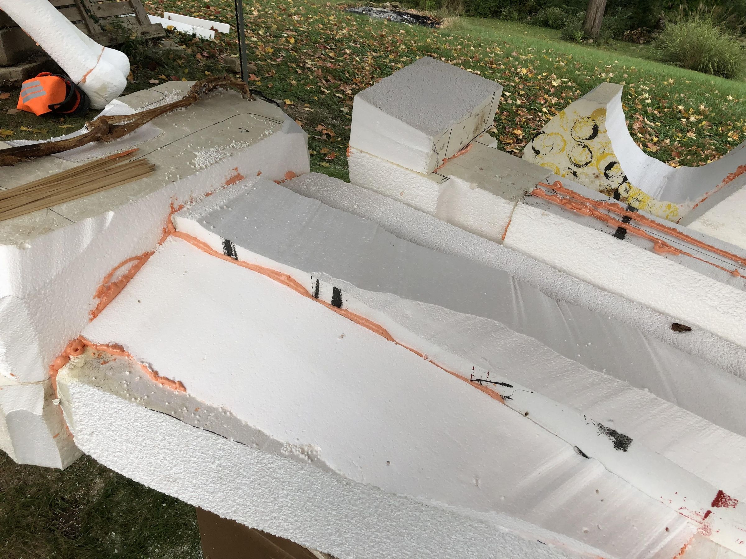 Over Sized Skeleton Breaking Out of My Home : 11 Steps (with Pictures ...