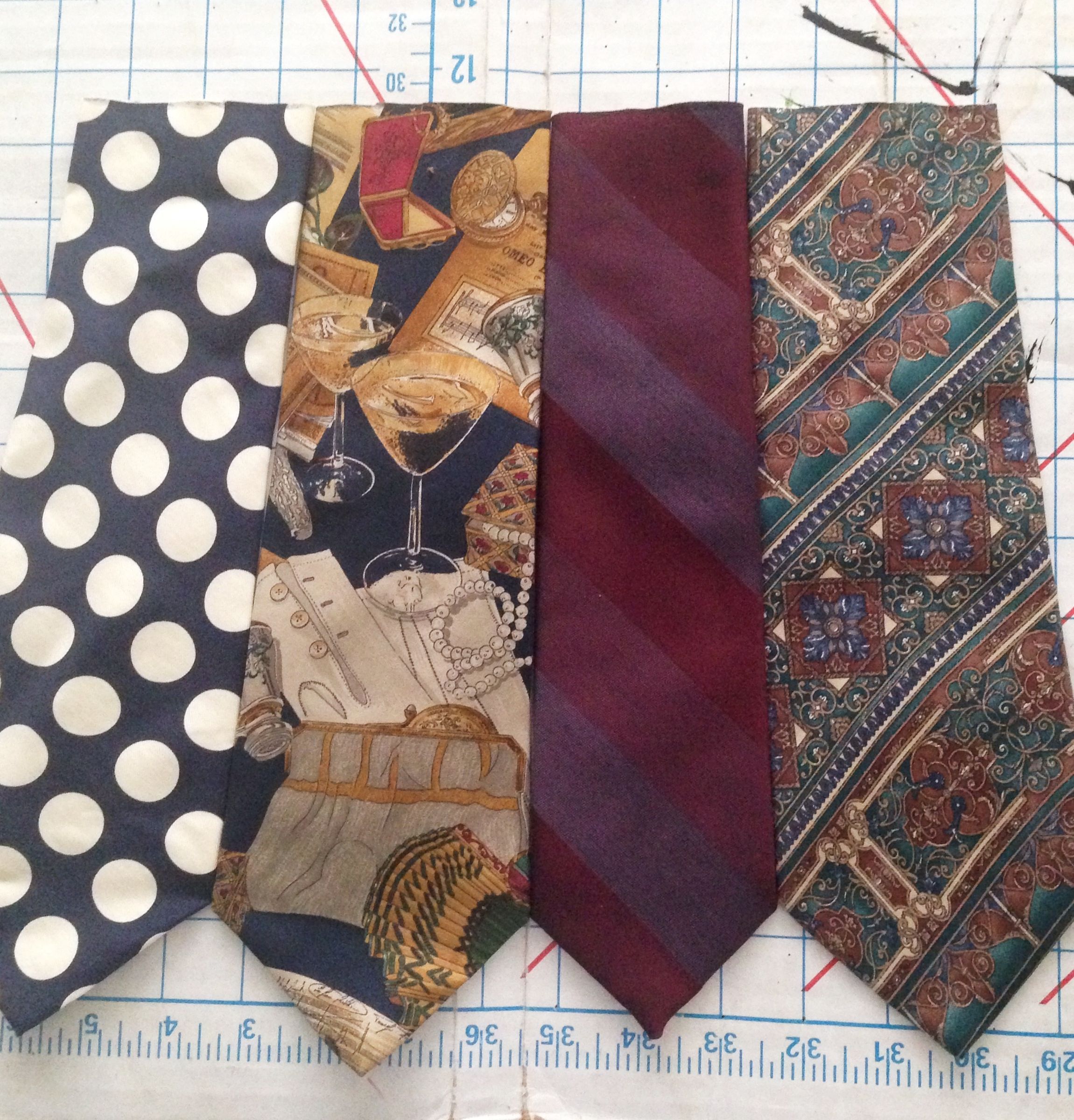 Necktie Purse : 8 Steps (with Pictures) - Instructables