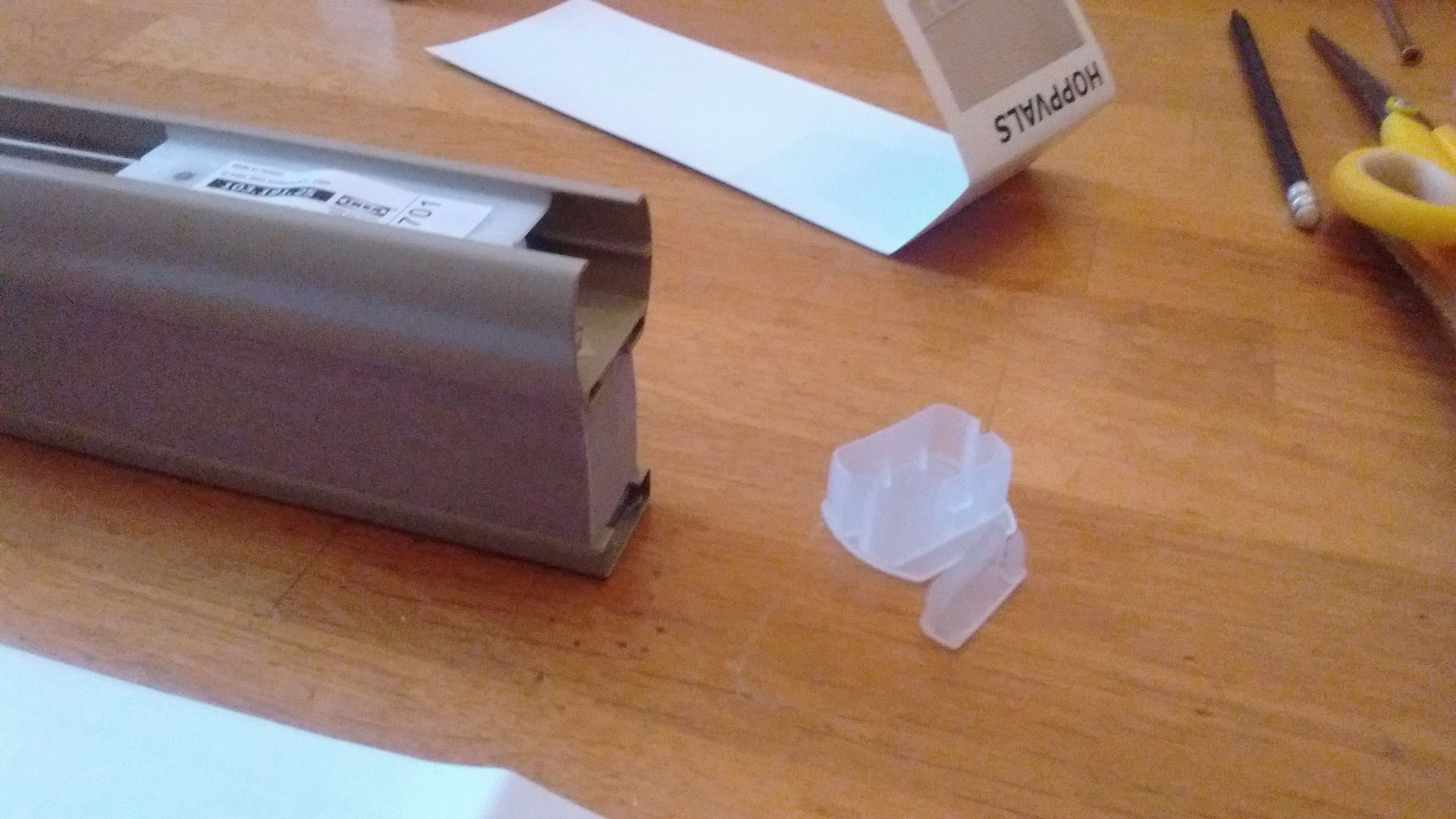 Cutting an IKEA Hoppvals Cellular Blind : 6 Steps - Instructables