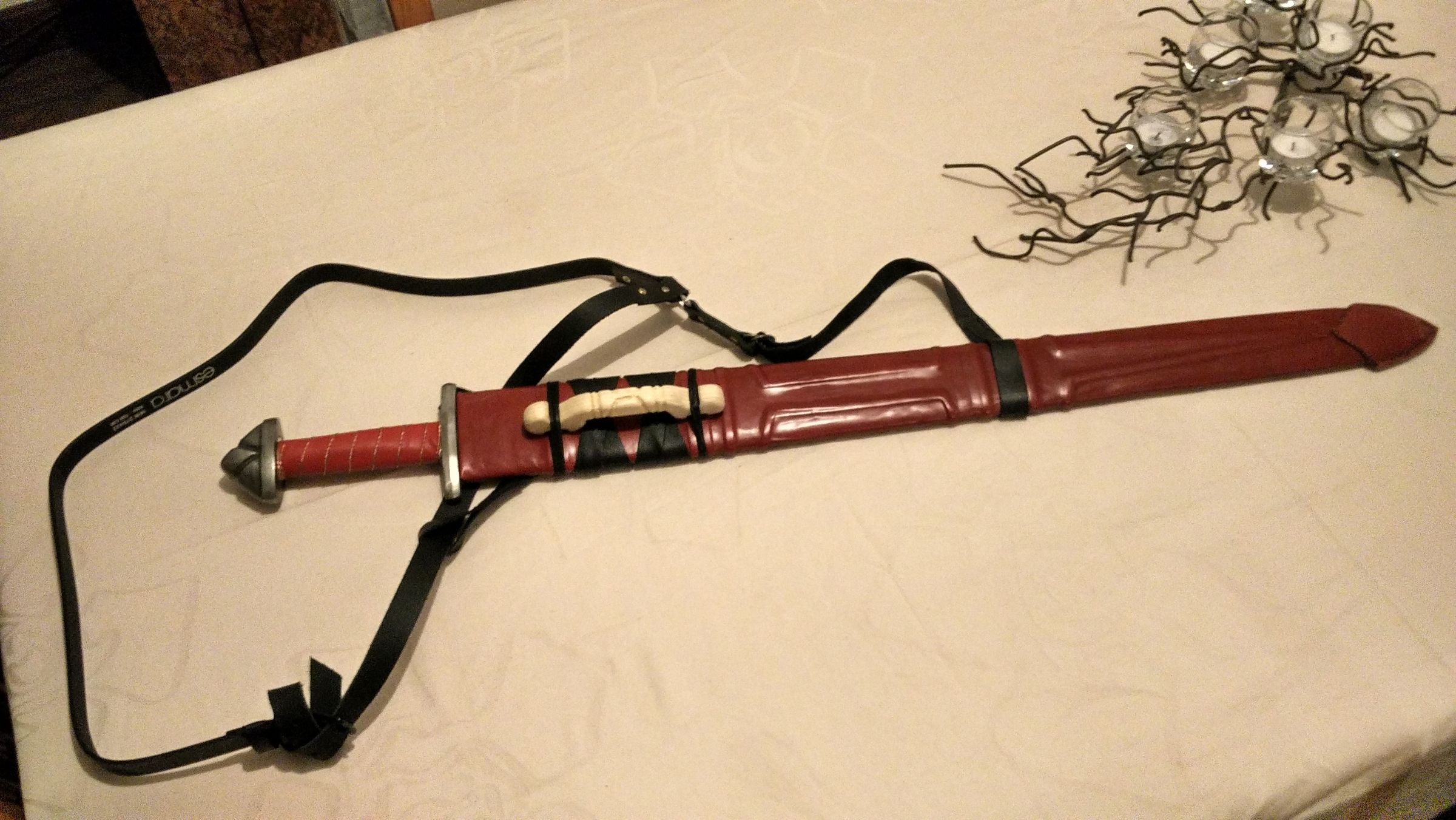 Viking Sword Scabbard - DIY : 12 Steps - Instructables