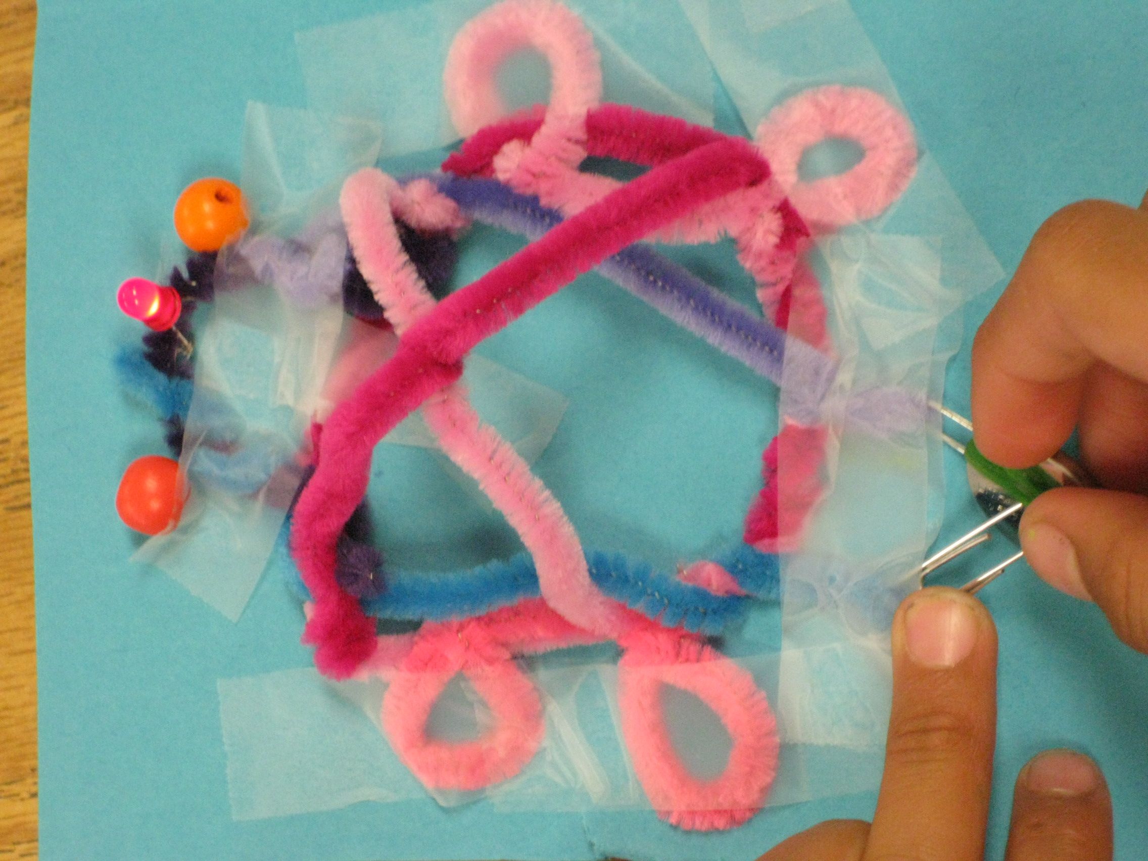 Pipe Cleaner Circuitry : 5 Steps - Instructables