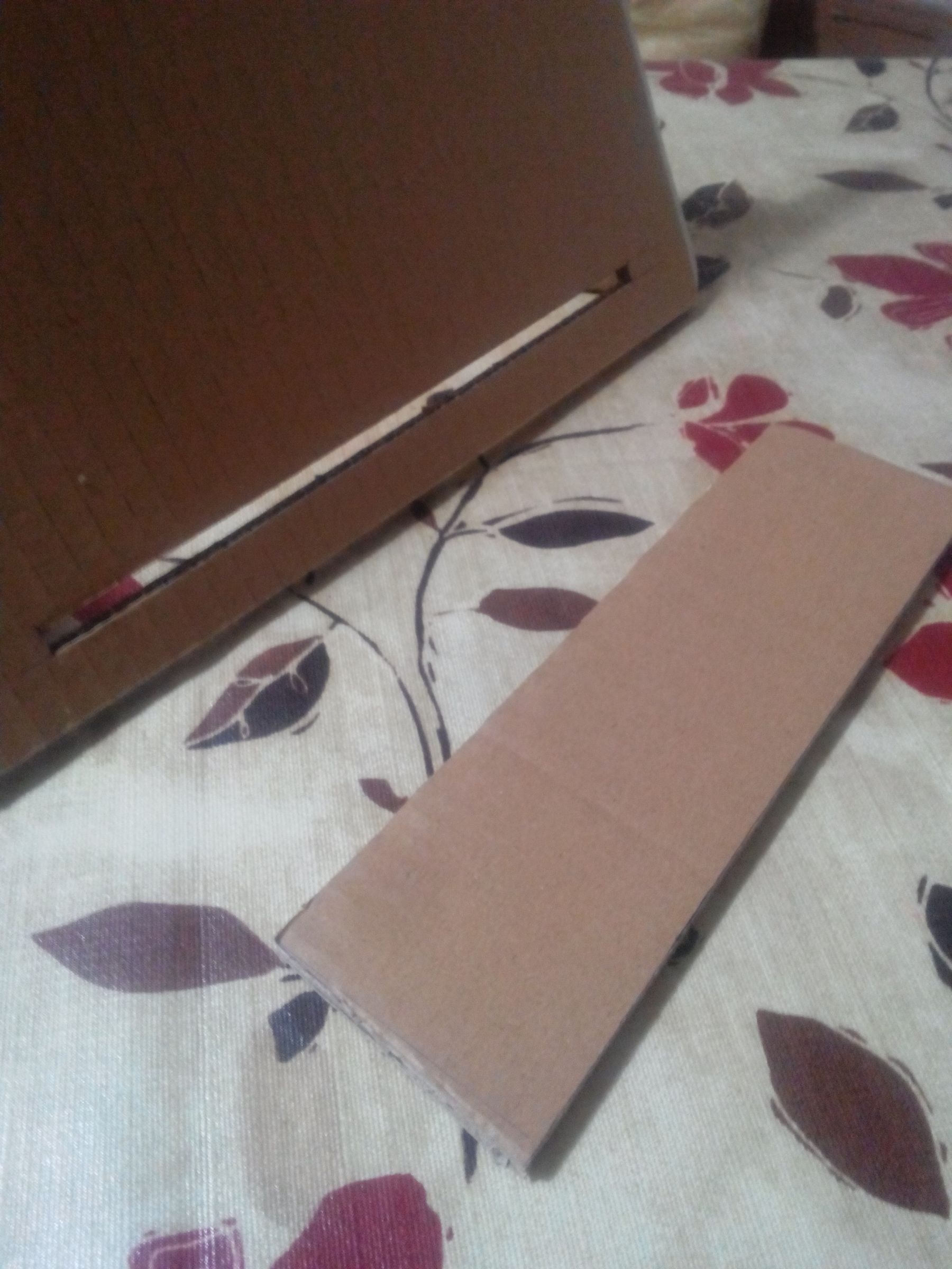 Cardboard Document/book Stand : 6 Steps (with Pictures) - Instructables