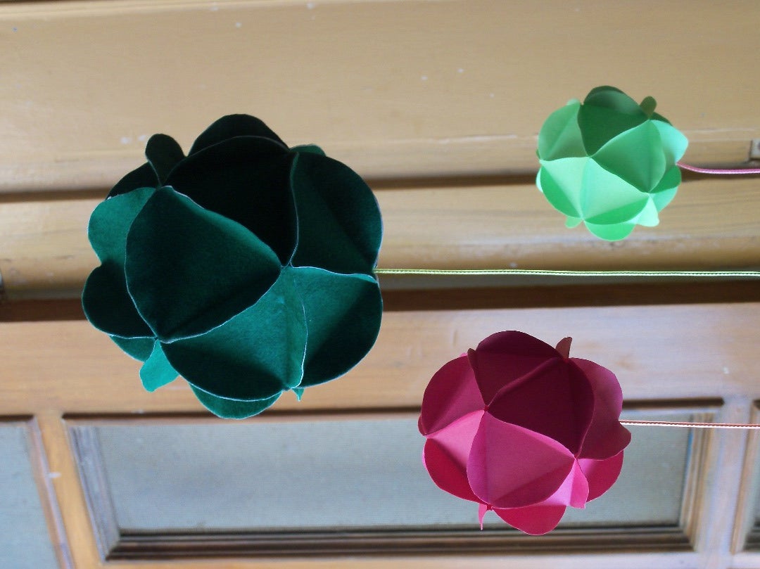 Decorative Paper Orbs : 5 Steps (with Pictures) - Instructables