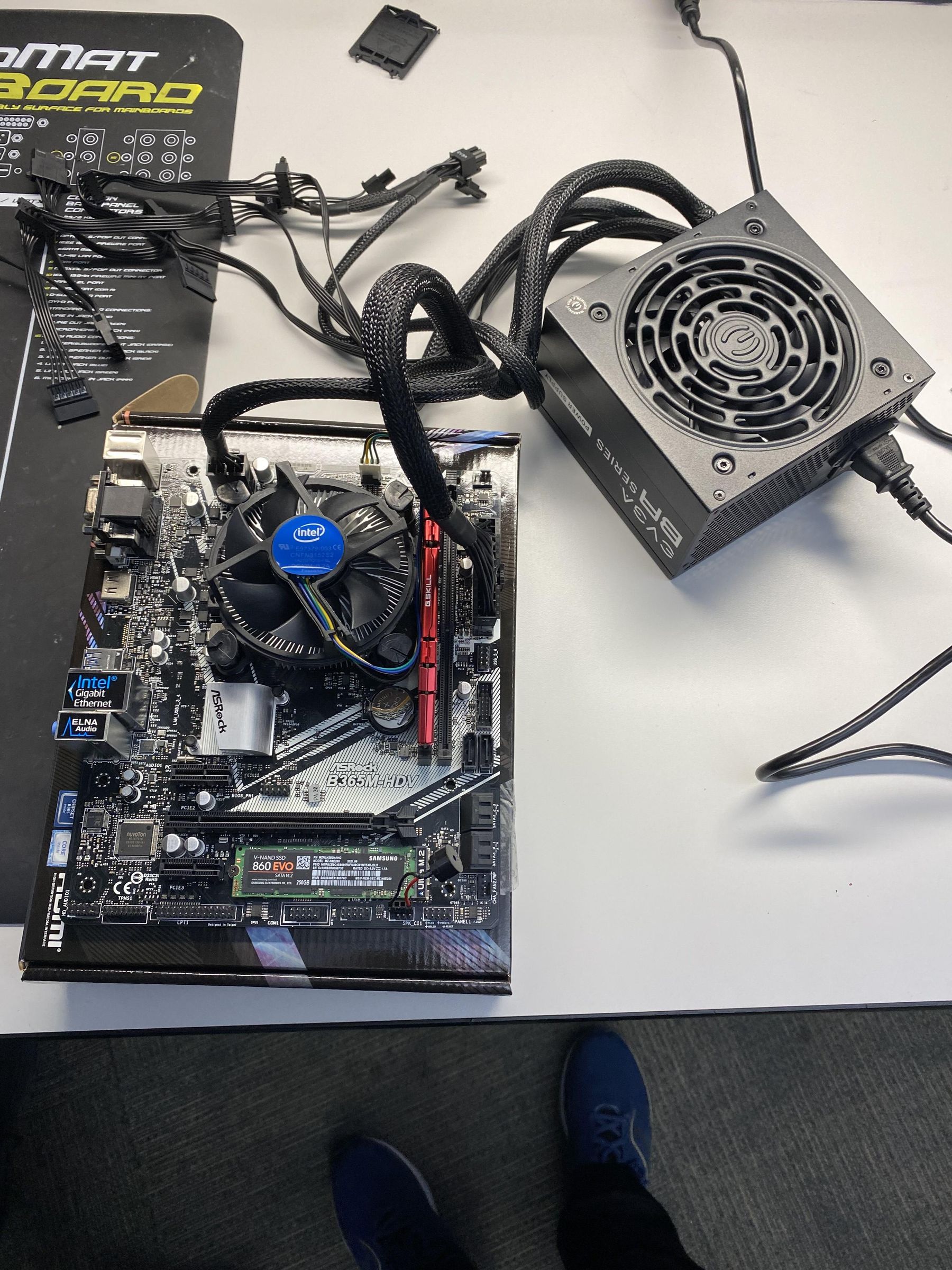 PC Build / Parts : 15 Steps - Instructables