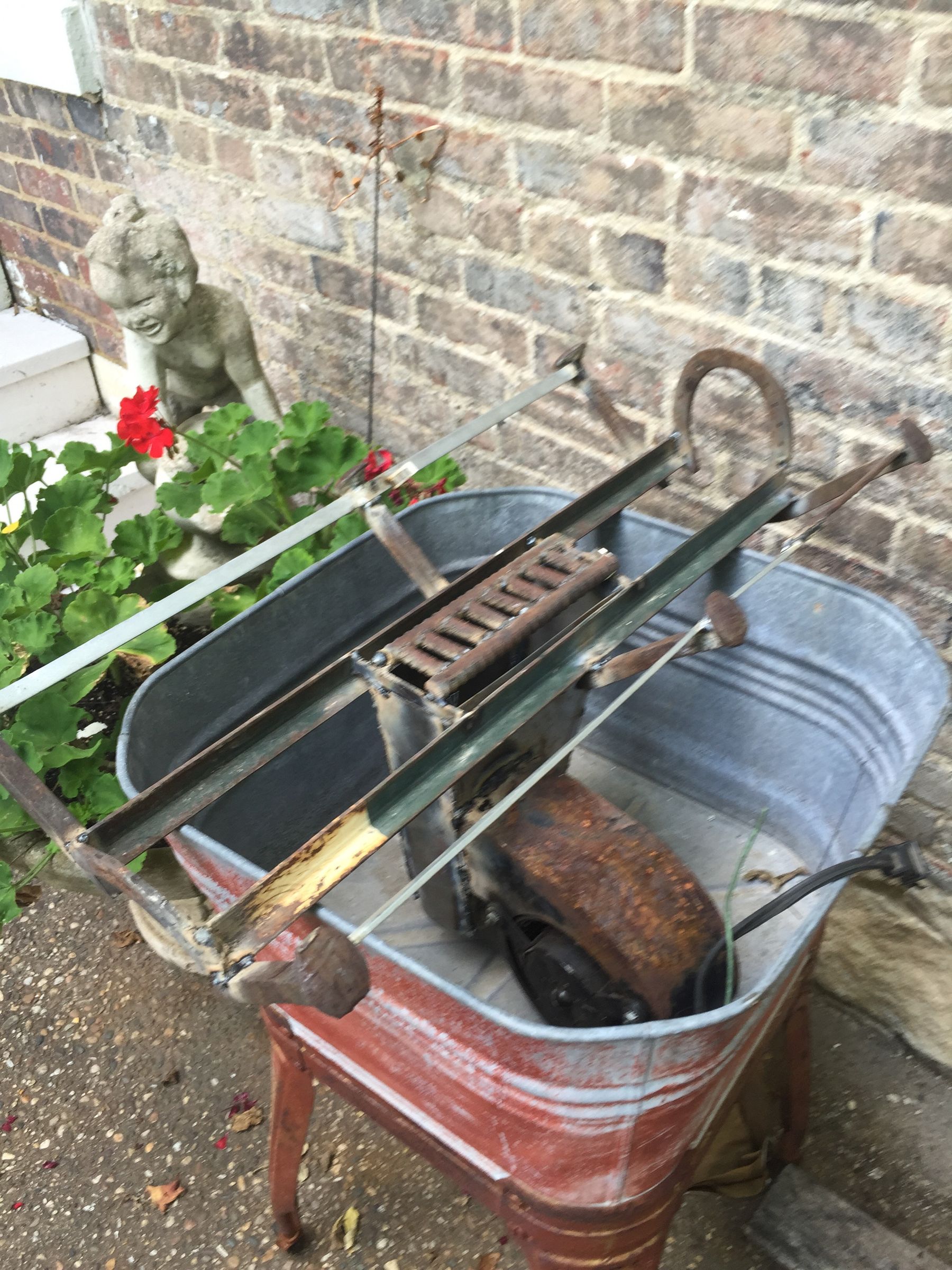 A Partially Comprehensive Guide to Forge Building : 4 Steps (with ...