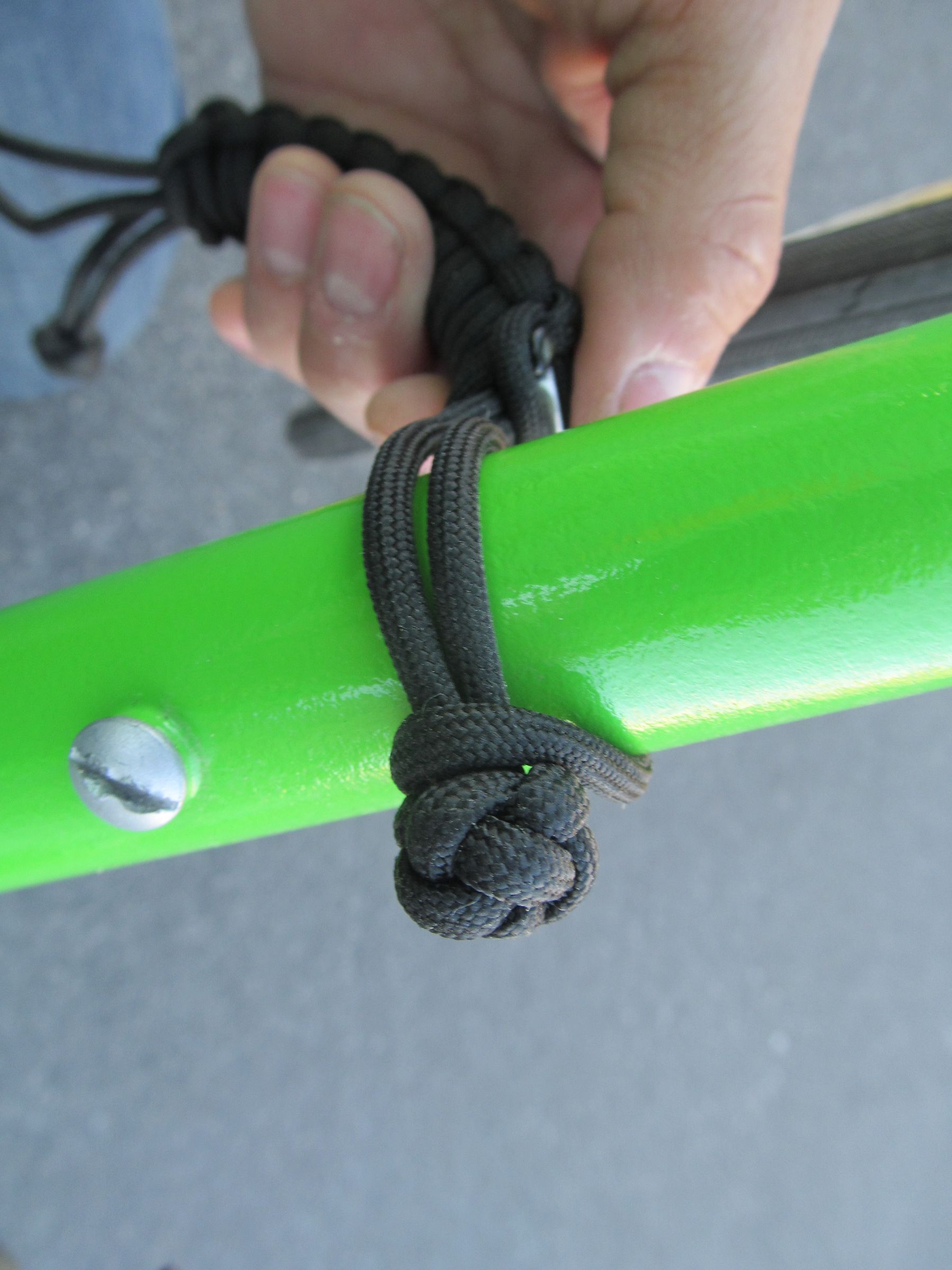 Paracord Bike Frame Handle : 5 Steps (with Pictures) - Instructables
