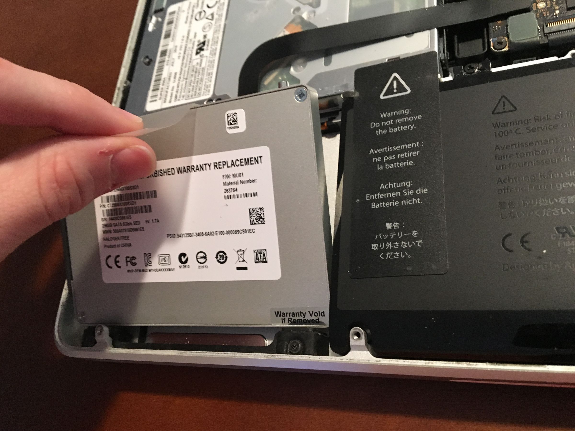 How to Replace HDD/SSD SATA Cable in MacBook Pro : 18 Steps (with ...