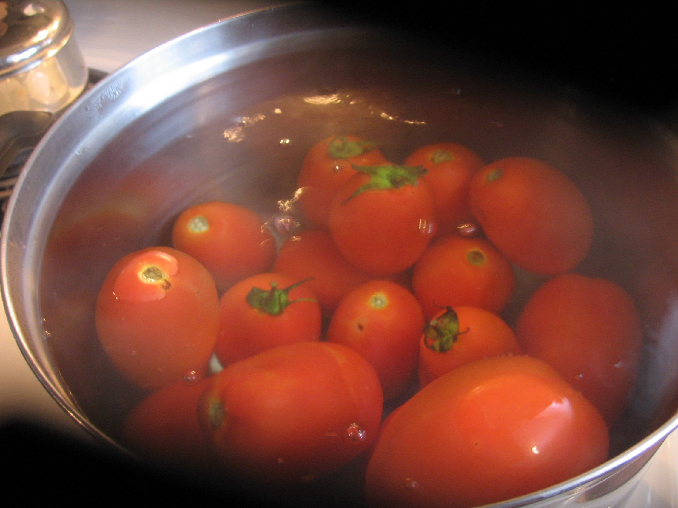 Roma Sunday - 15 Minute Pressure Canned Roma Tomatoes Without Water or ...
