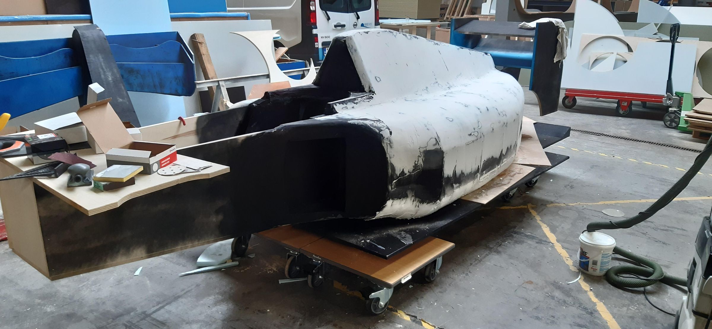 Full-size F1 Replica Car : 19 Steps (with Pictures) - Instructables