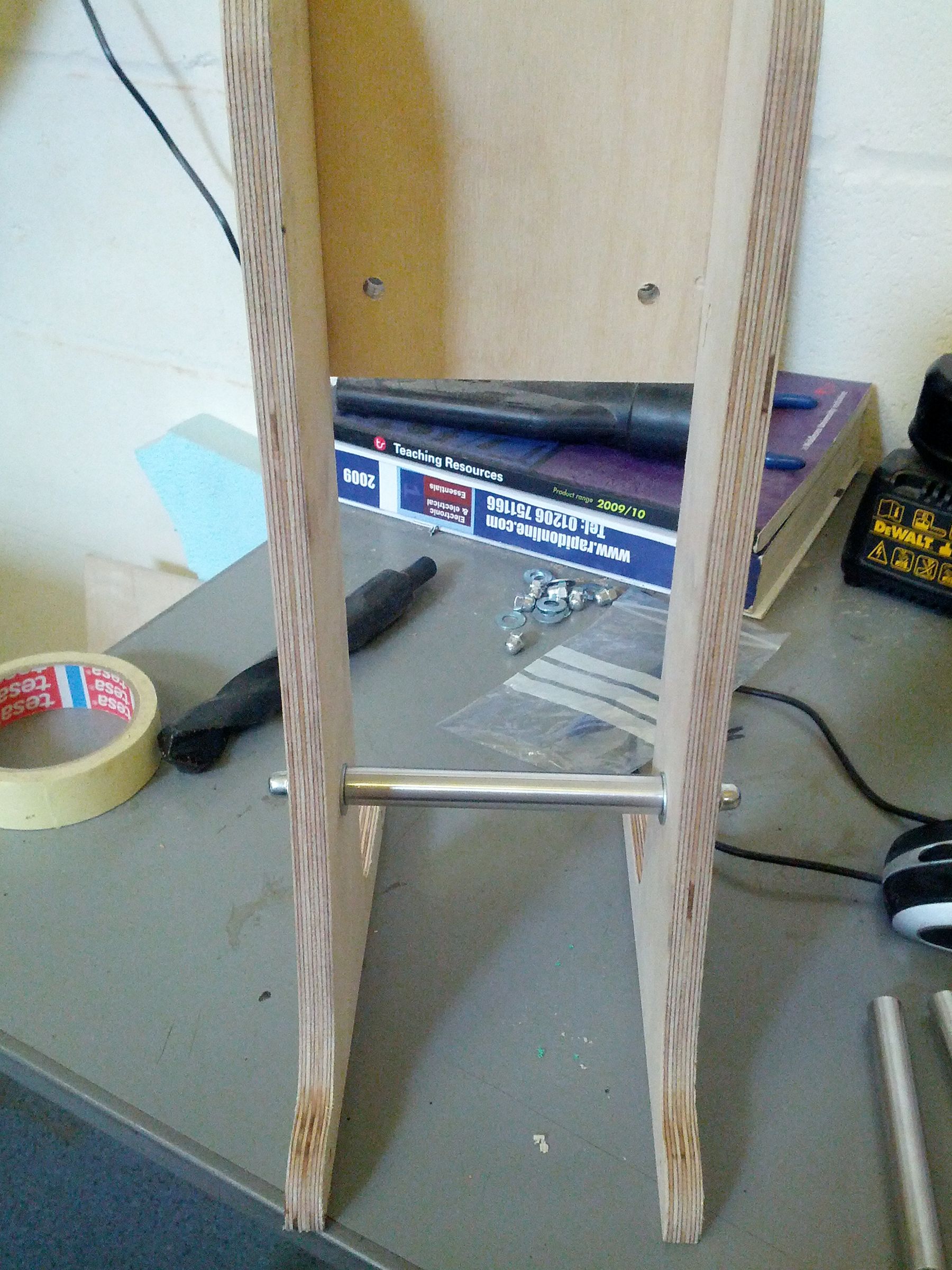 Make a Plywood Portrait Monitor Stand : 6 Steps (with Pictures ...