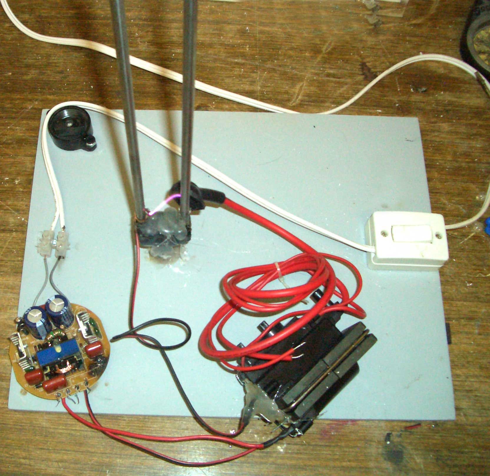 MAKE a HIGH VOLTAGE SUPPLY IN 5 MINUTES : 5 Steps (with Pictures ...