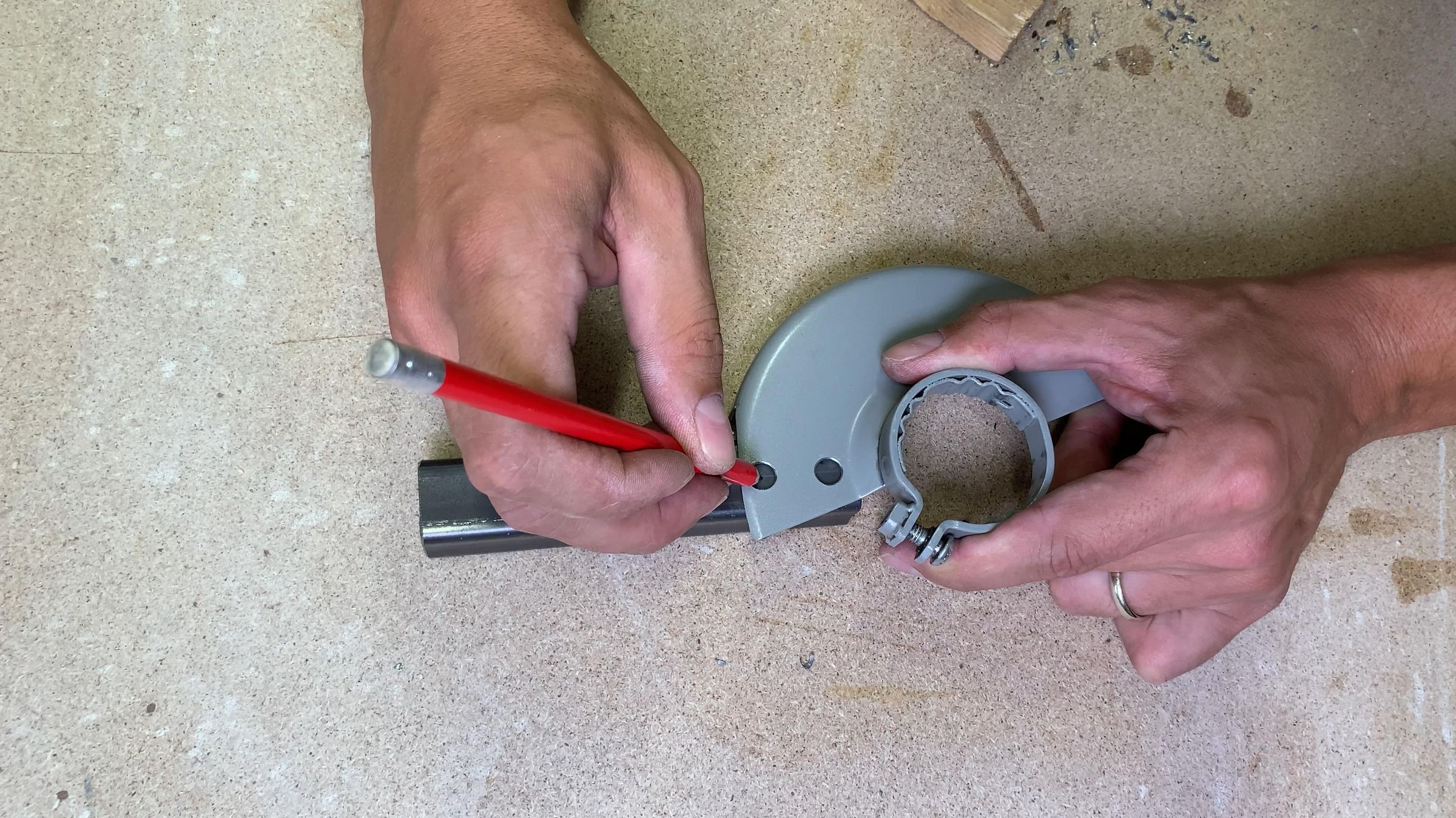 A Power File From an Angle Grinder : 15 Steps (with Pictures ...