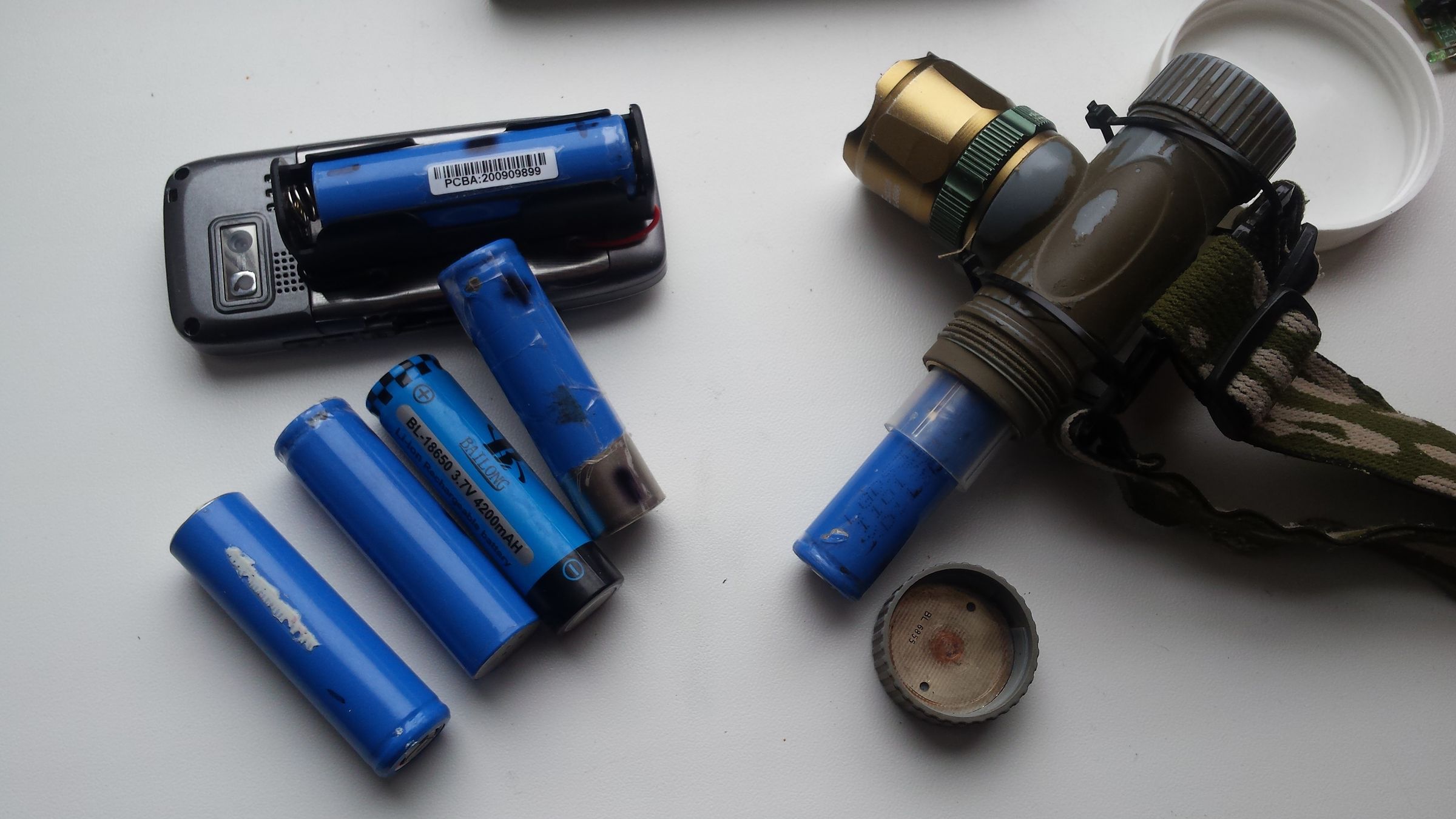 18650 Battery Powered Emergency/Survival Phone : 4 Steps (with Pictures ...