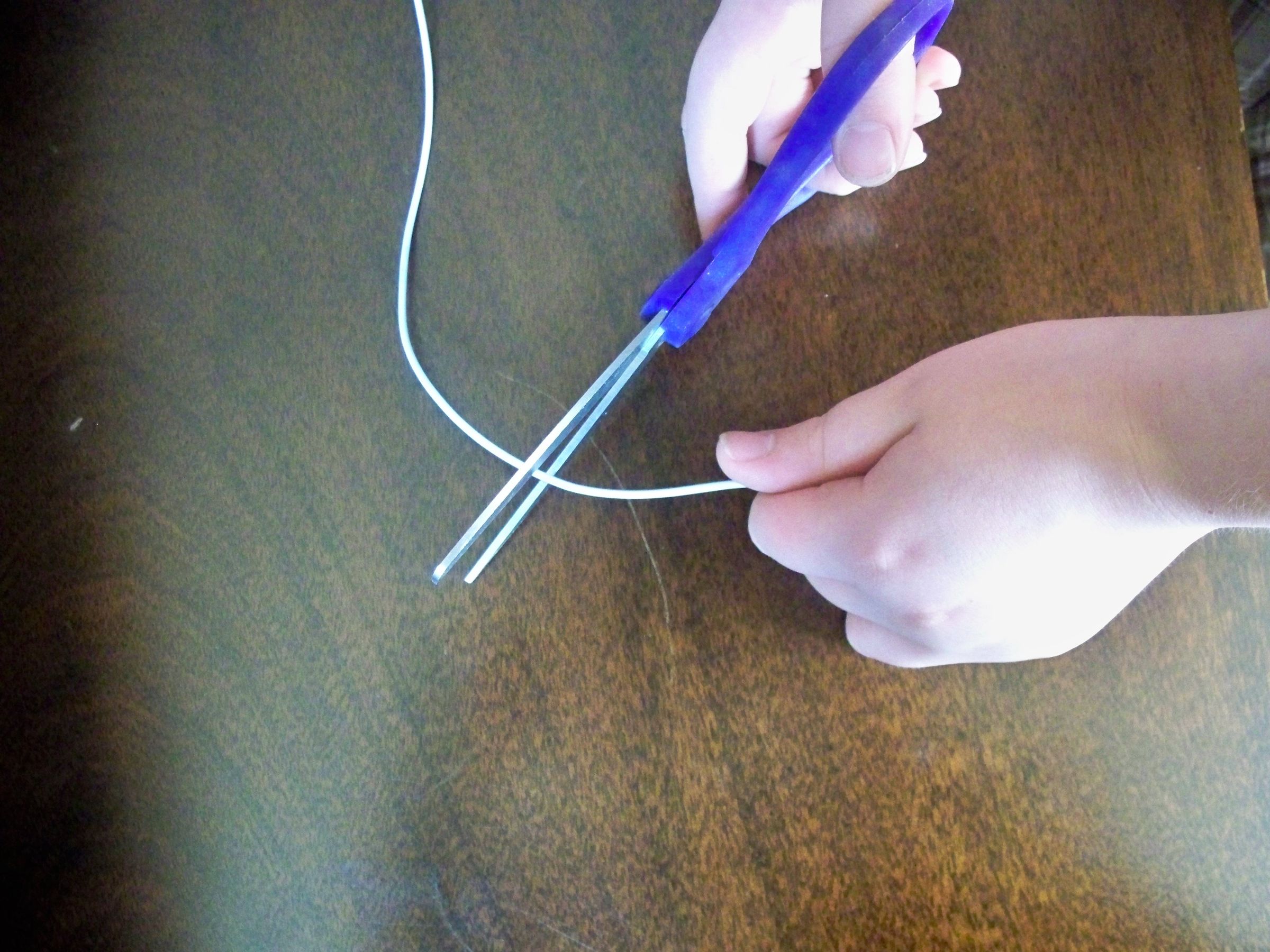 Making Your Own Auxilary Cable : 5 Steps - Instructables