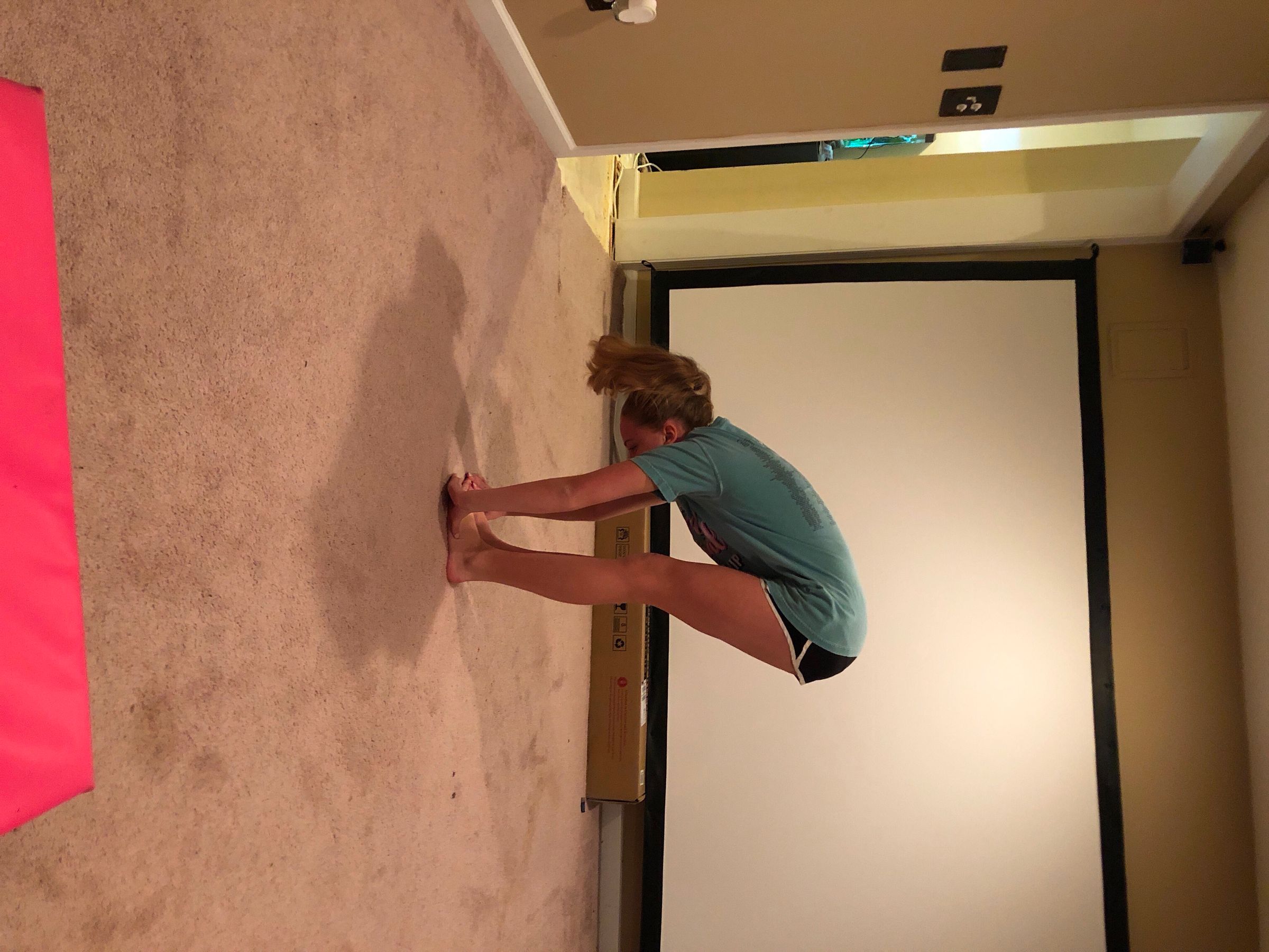 How to Do a Back Tuck : 10 Steps - Instructables