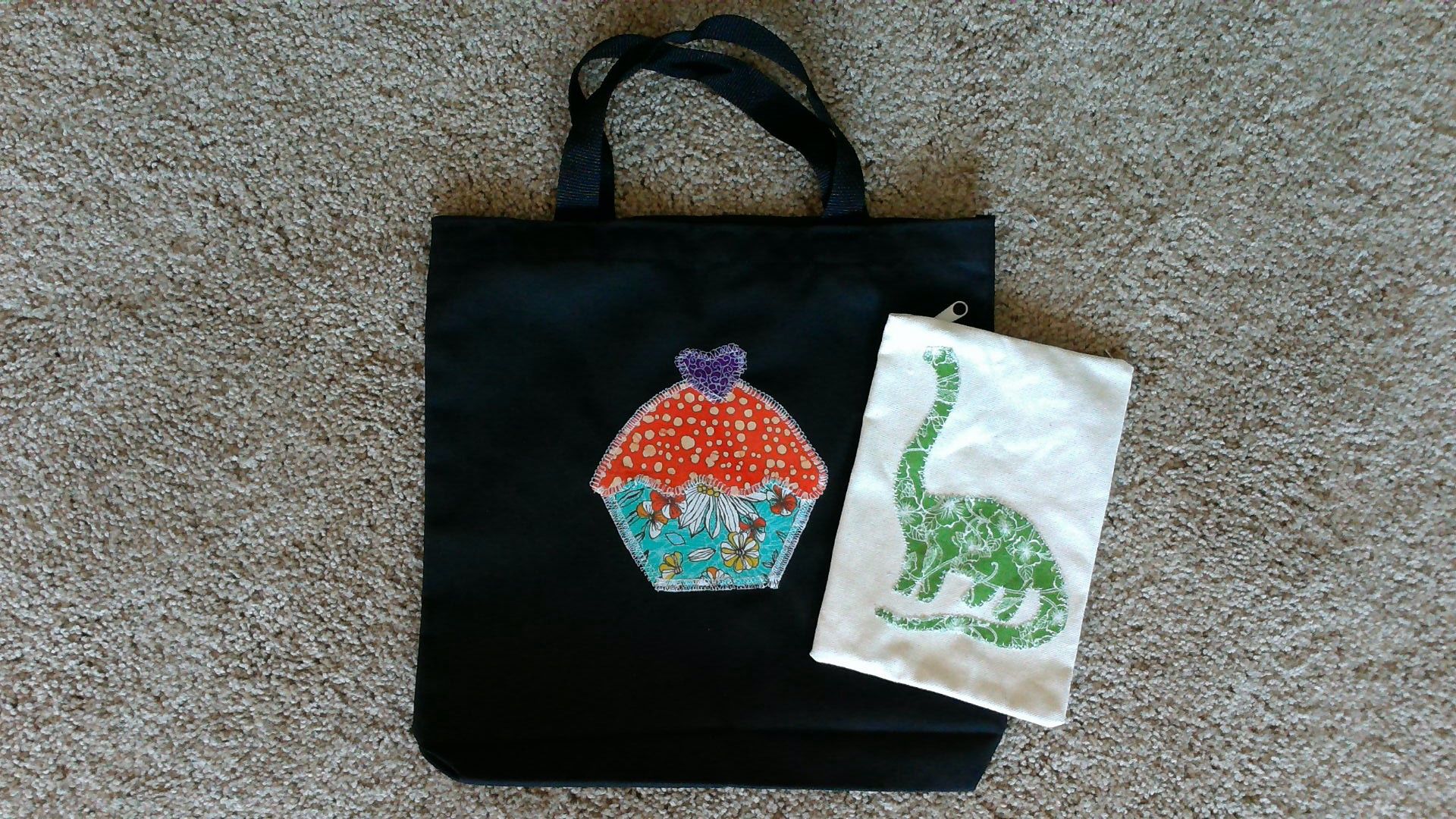 Quick and Easy Applique Using Fusible Interfacing : 8 Steps - Instructables