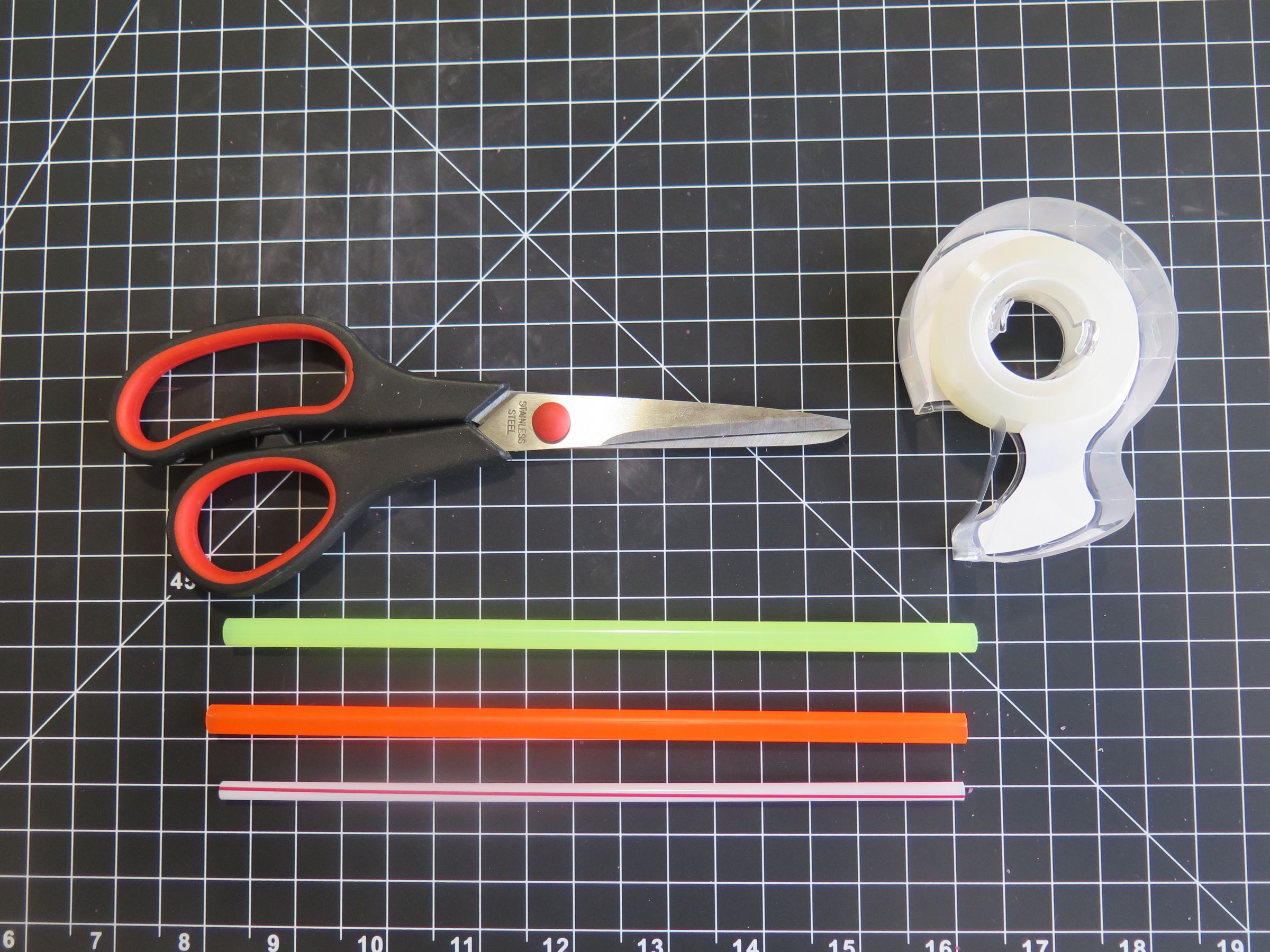 Straw Propellor : 8 Steps (with Pictures) - Instructables