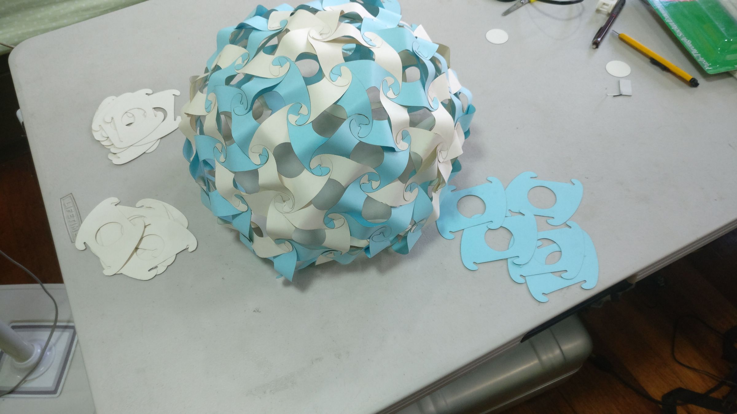 DIY Jigsaw Lamp : 8 Steps (with Pictures) - Instructables