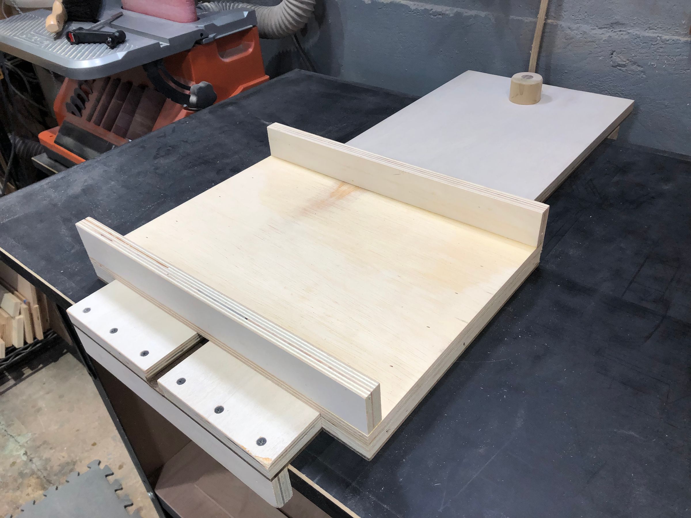 The Multi-Function Router Table Jig : 12 Steps (with Pictures ...
