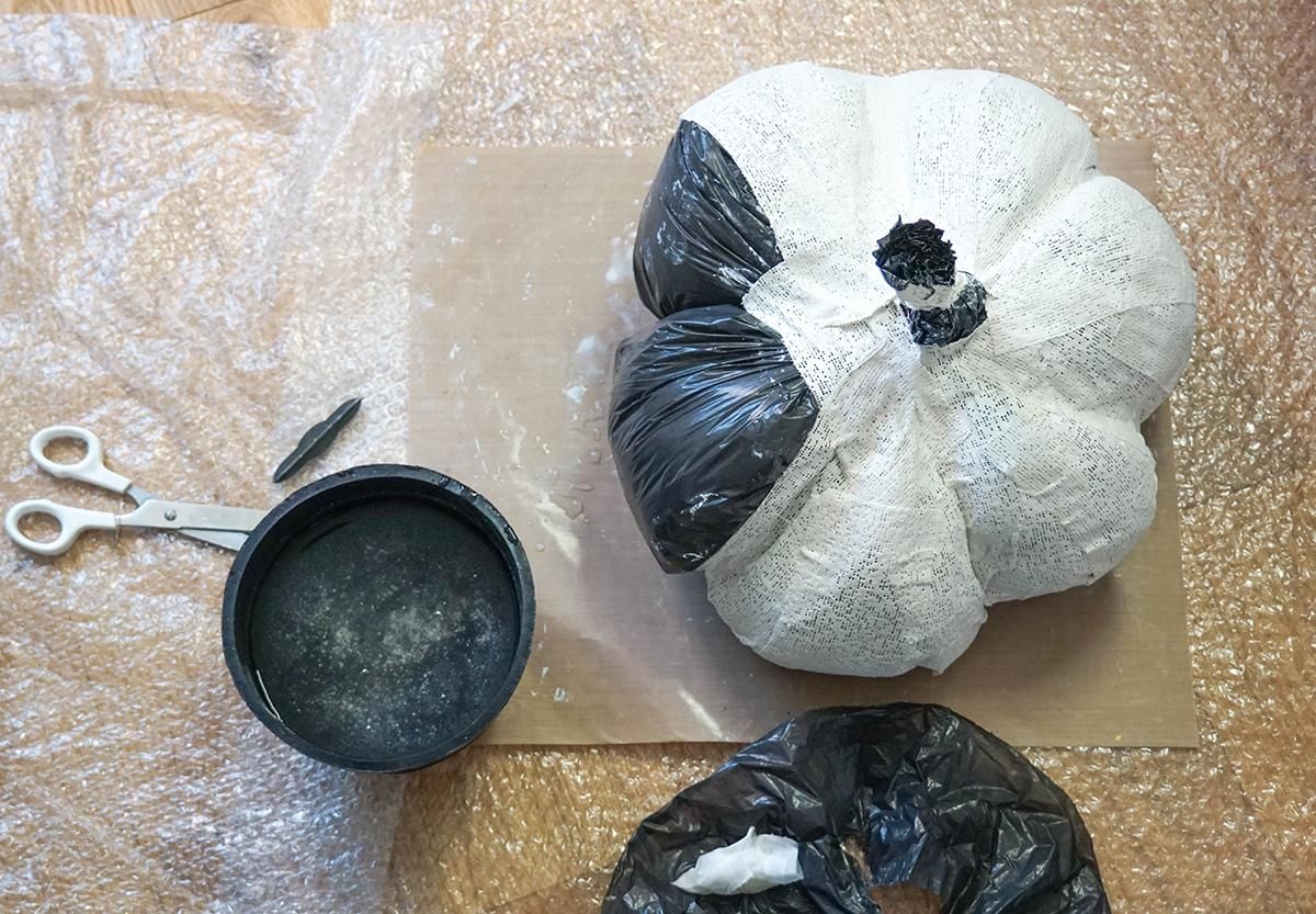 DIY Mod-Roc PUMPKIN ! | How to Make a Large Halloween Prop : 8 Steps ...