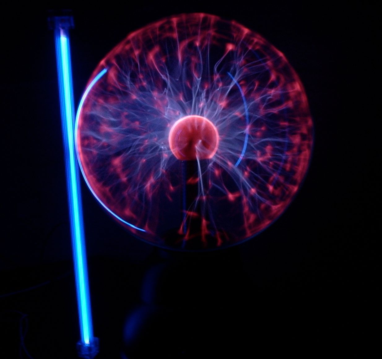 Amazing Plasma Globe Tricks That You Never Knew Before!!! : 6 Steps ...