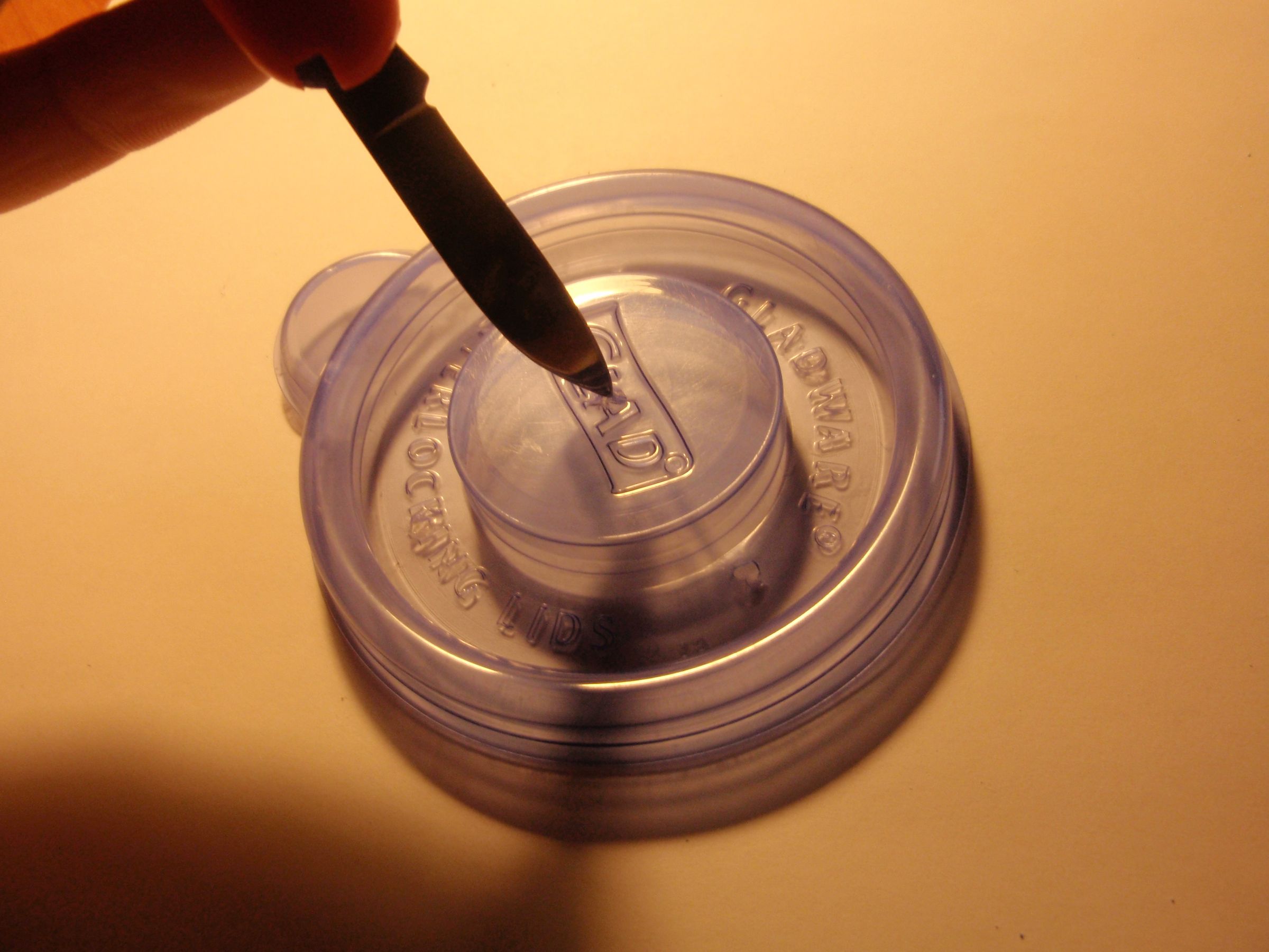 Homemade Guitar Humidifier : 5 Steps - Instructables